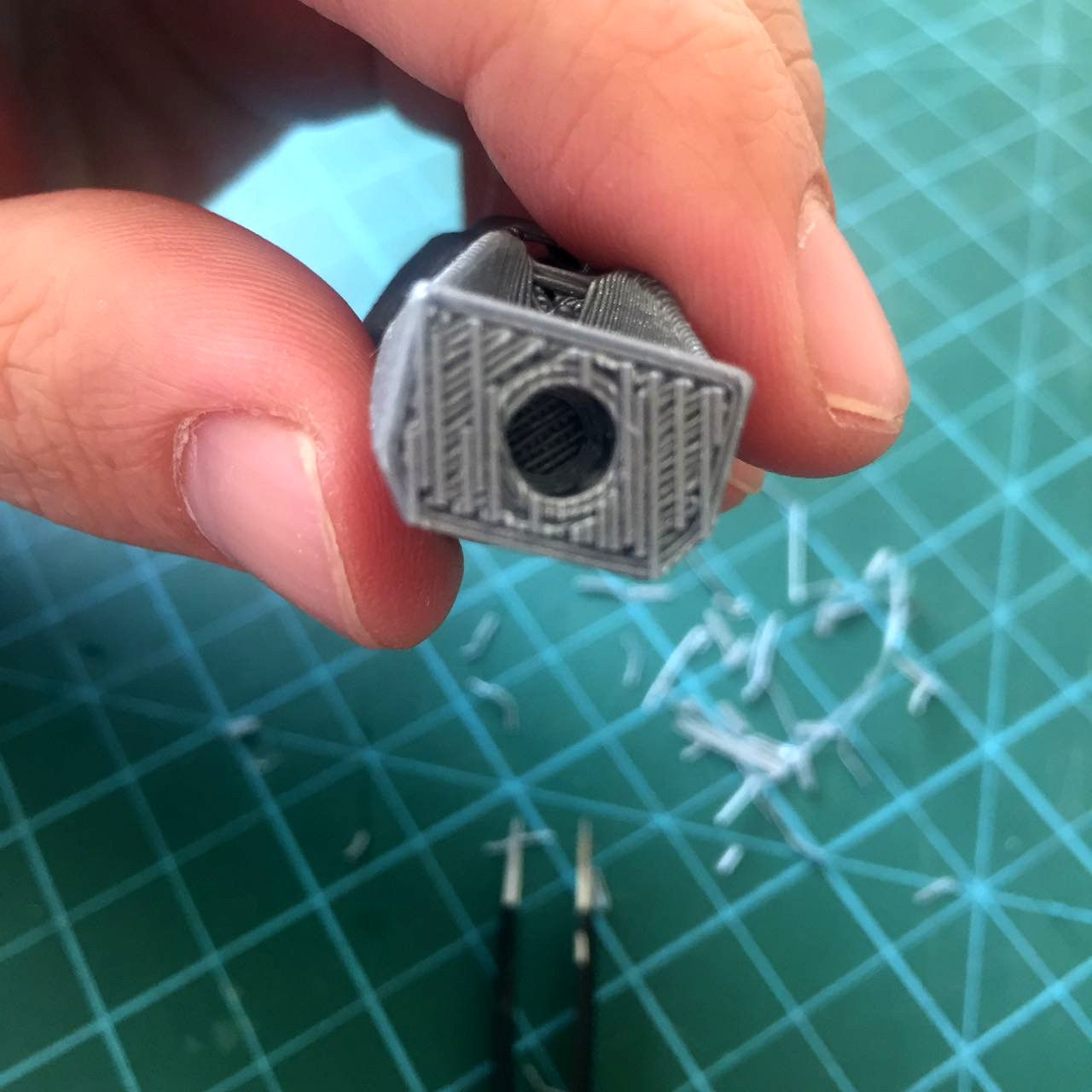 3D Printed Bionic Hand Skeleton : 8 Steps (with Pictures) - Instructables
