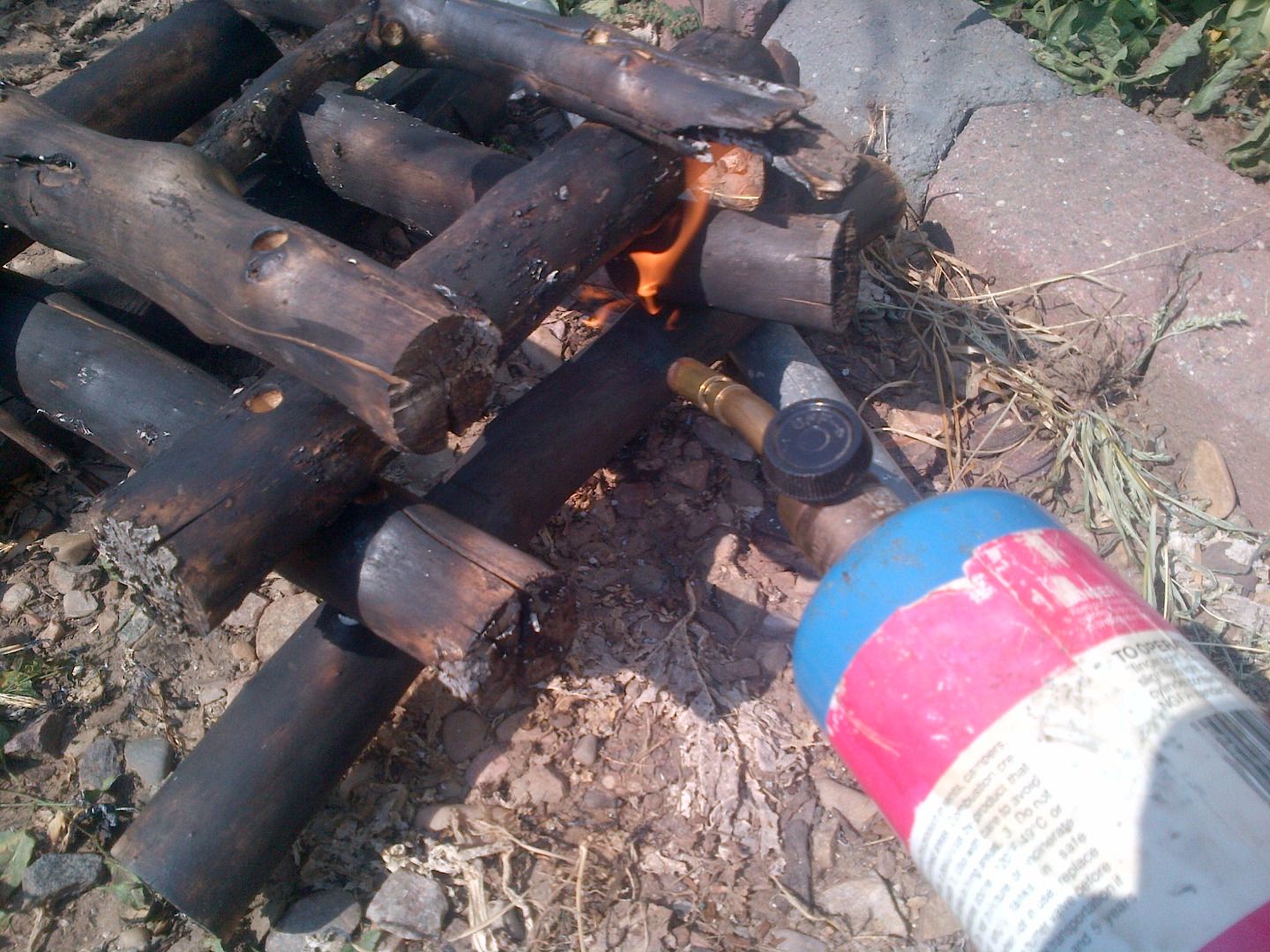 LED Campfire Prop : 3 Steps - Instructables