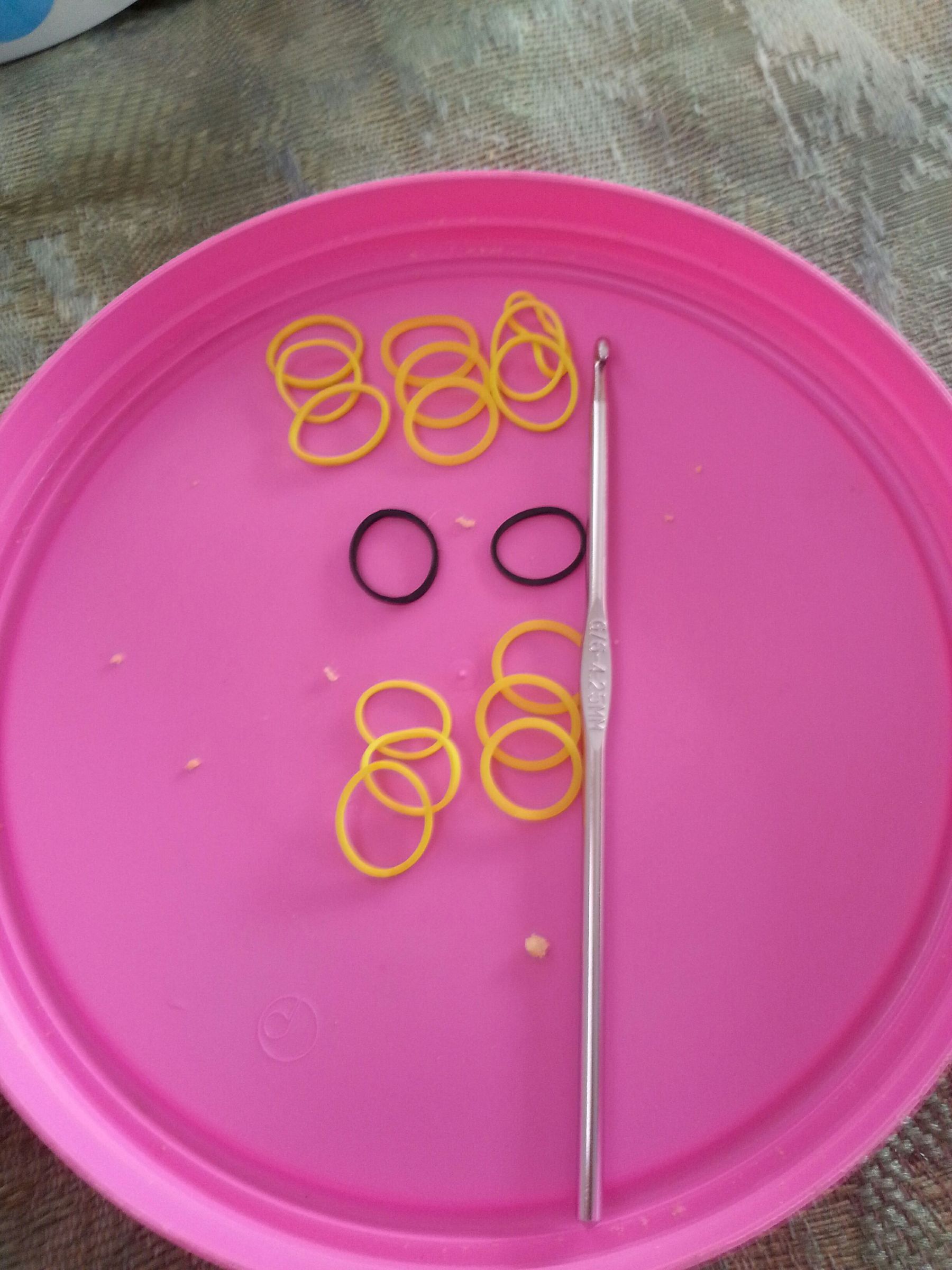 Rainbow Loom Loomless Banana - Instructables