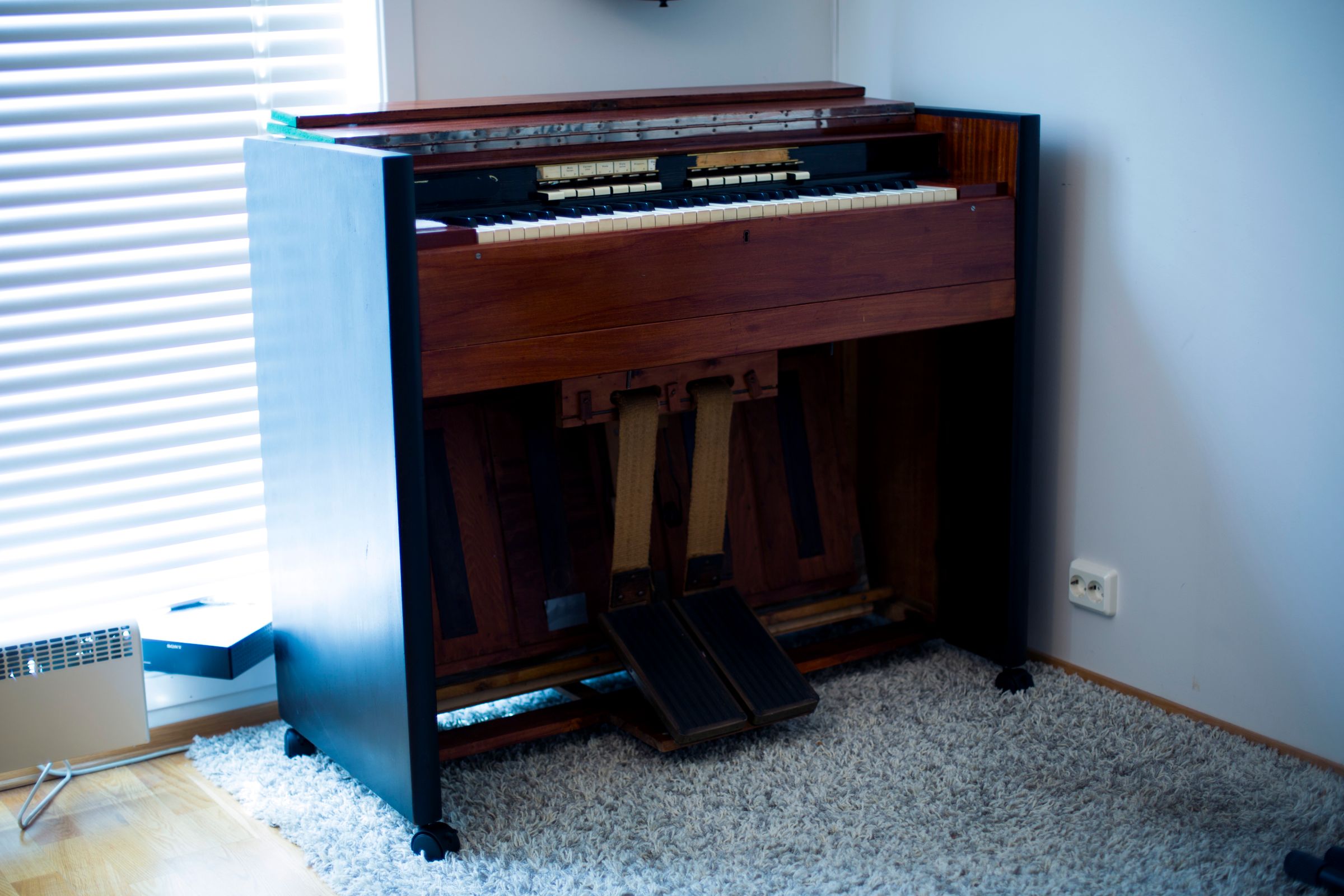 Reed Organ/Harmonium Restoration : 5 Steps (with Pictures) - Instructables