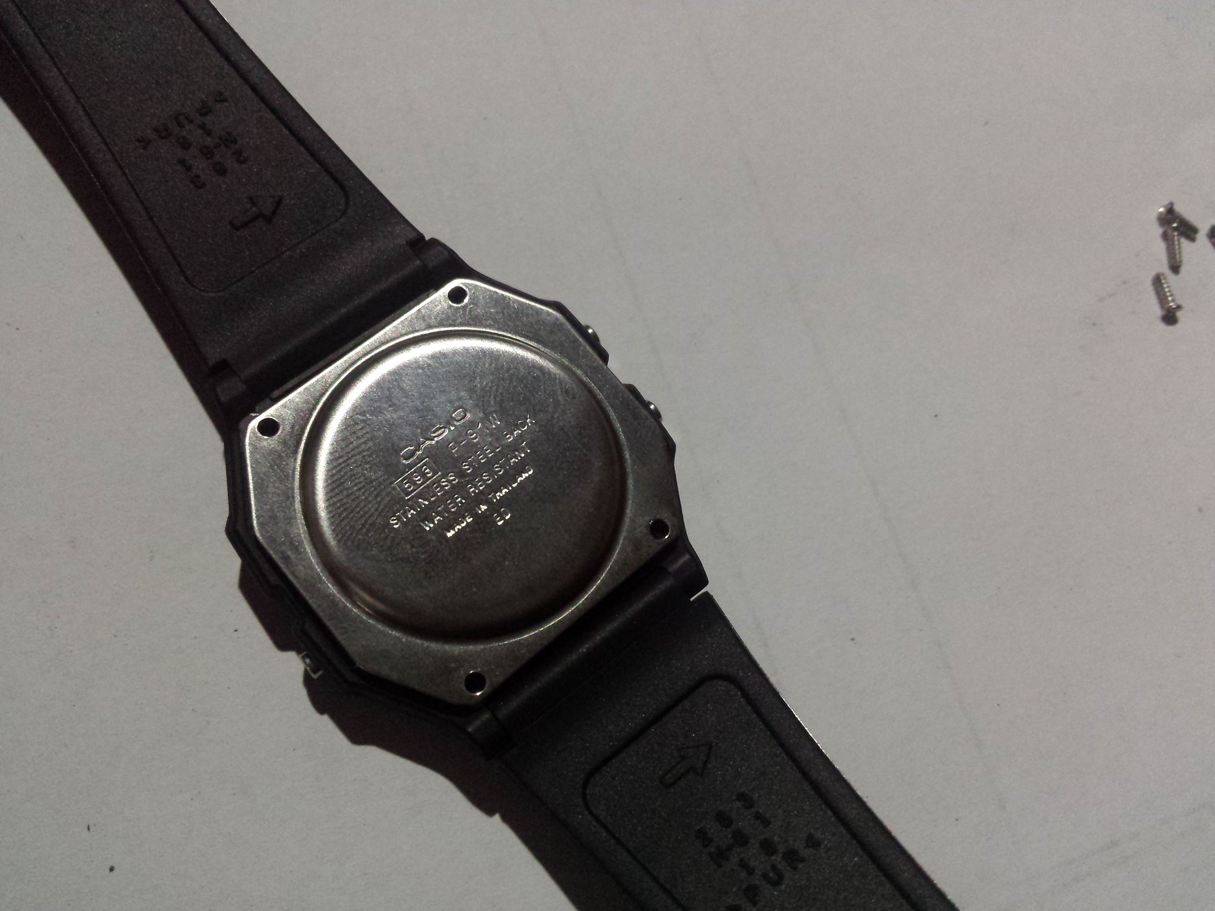 Casio F91W Backlight Mod : 3 Steps - Instructables