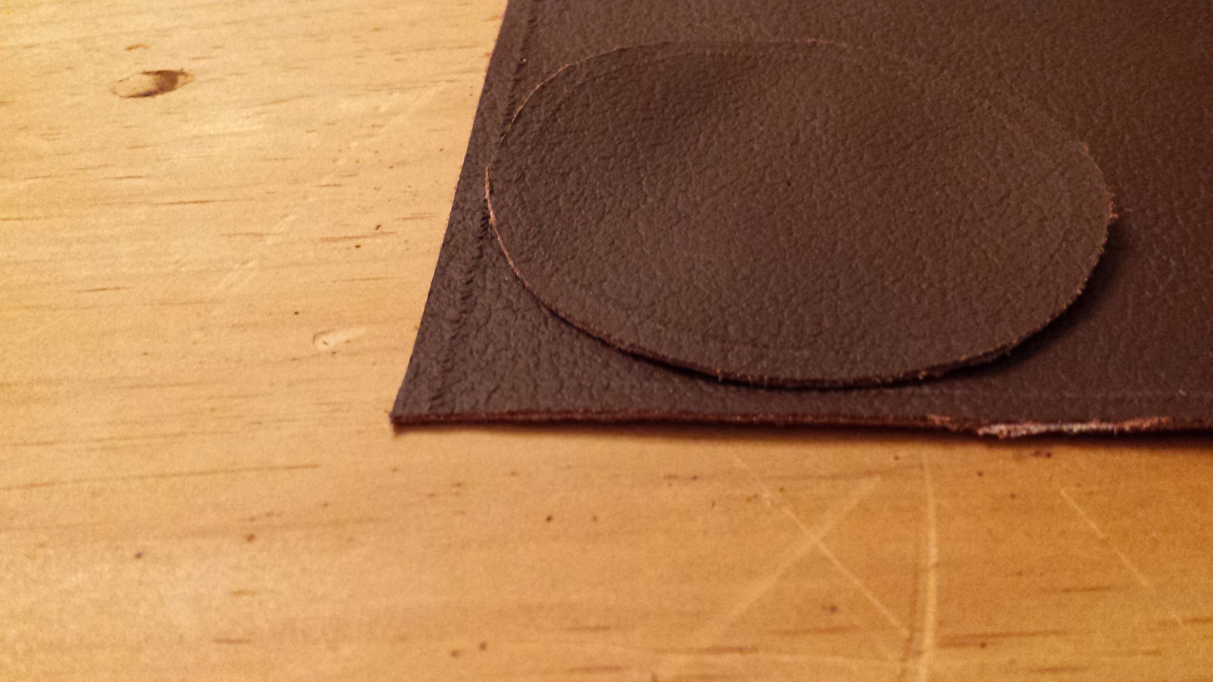 Skyrim Inspired Leather Coin Pouch/Dice Bag : 7 Steps (with Pictures ...