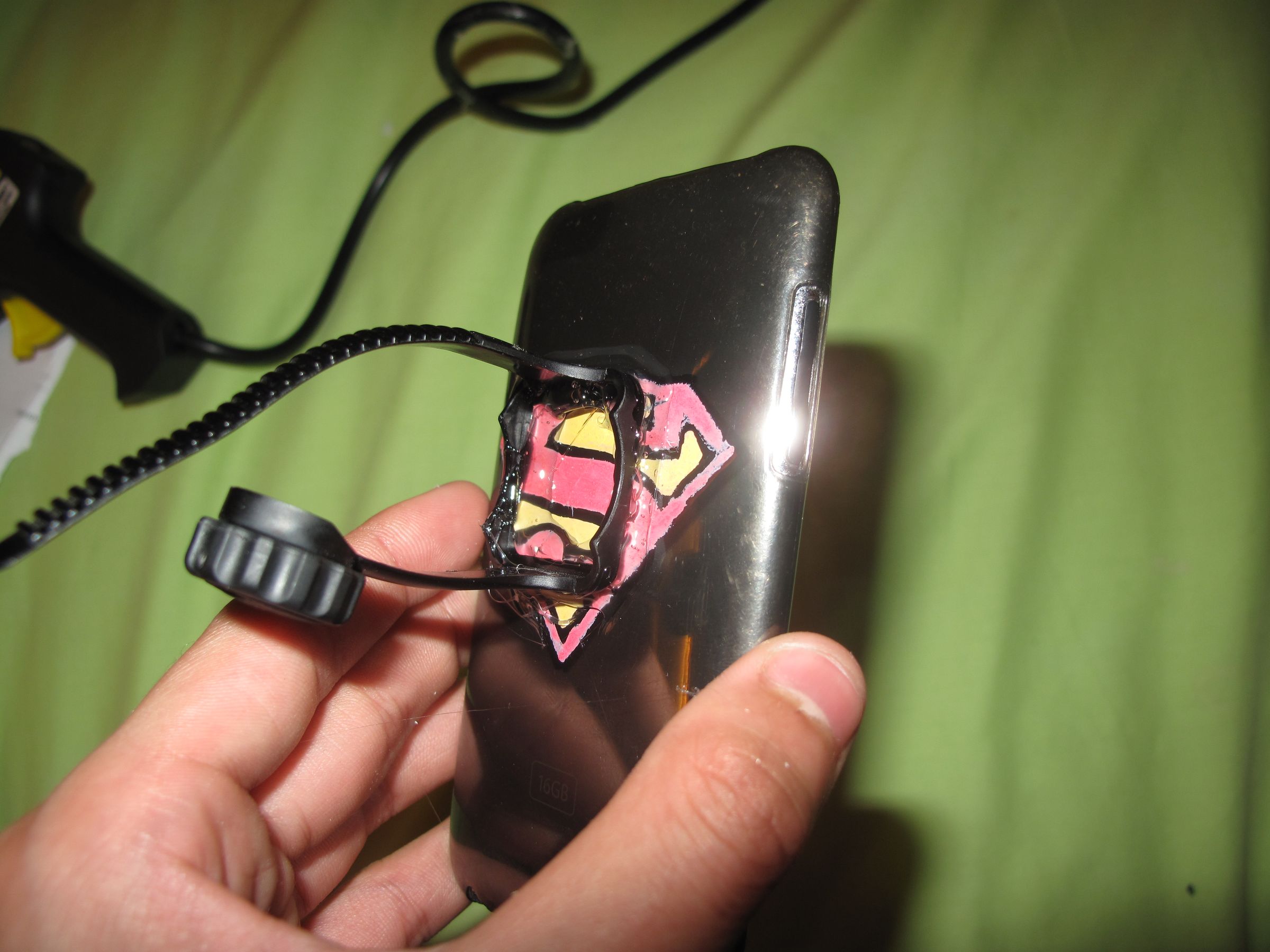 Bike Ipod/ Iphone Holder : 3 Steps - Instructables