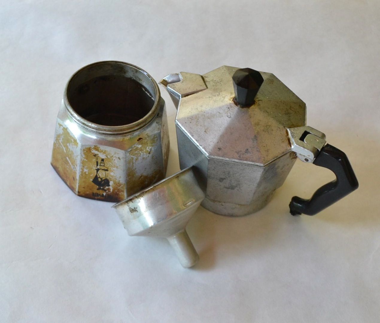 HOW TO USE a MOKA : 11 Steps - Instructables