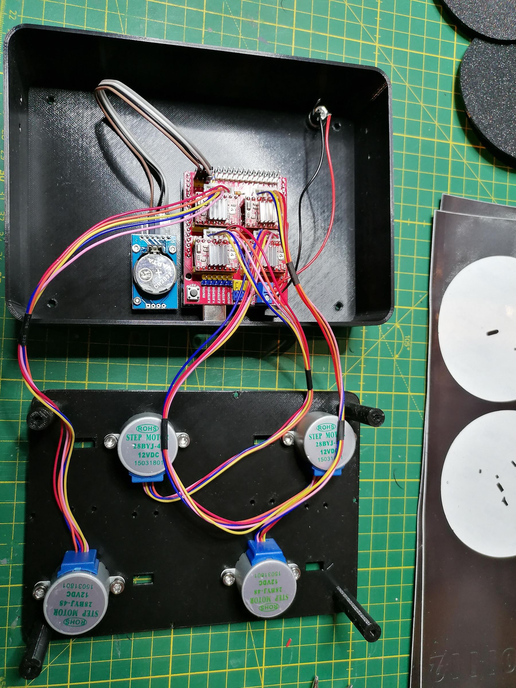 Magnet Viewing Clock : 7 Steps (with Pictures) - Instructables