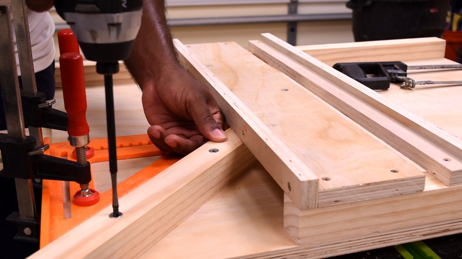 MAX CUT 2 Circular Saw Crosscut & Miter Jig : 11 Steps (with Pictures ...