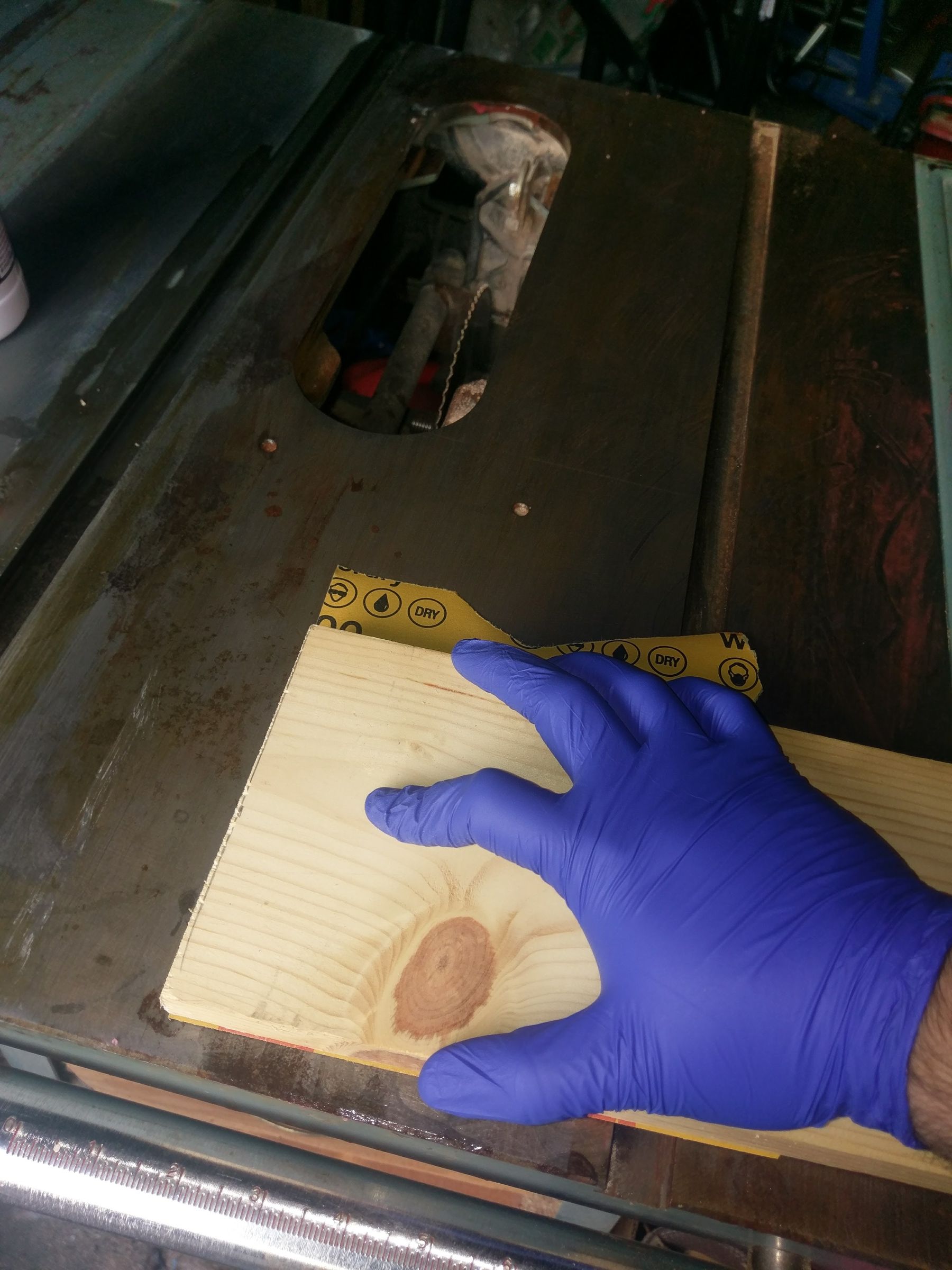 Table Saw Rust Removal : 4 Steps (with Pictures) - Instructables