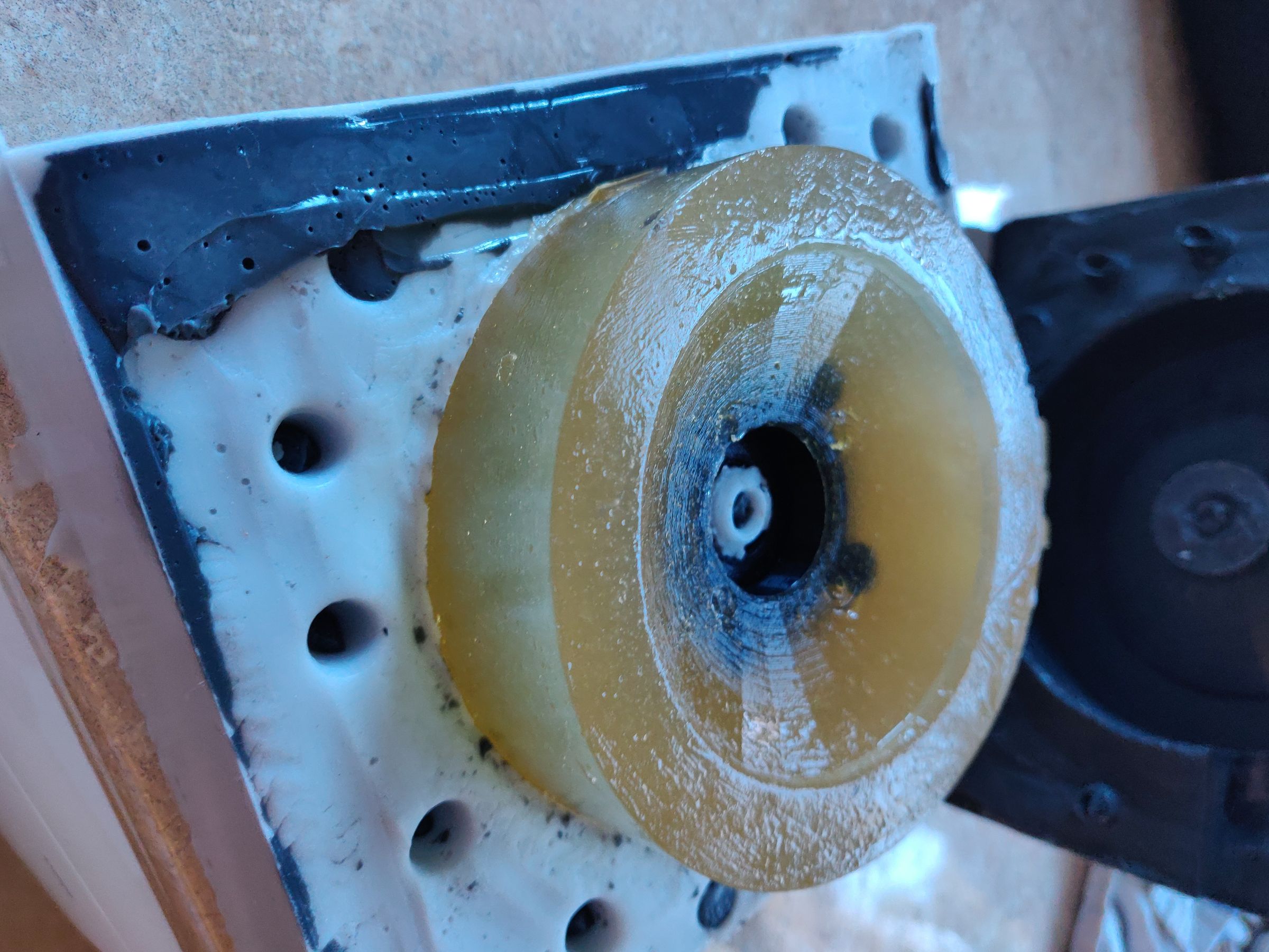 Diy Resin Cast Skateboard Wheels : 3 Steps (with Pictures) - Instructables