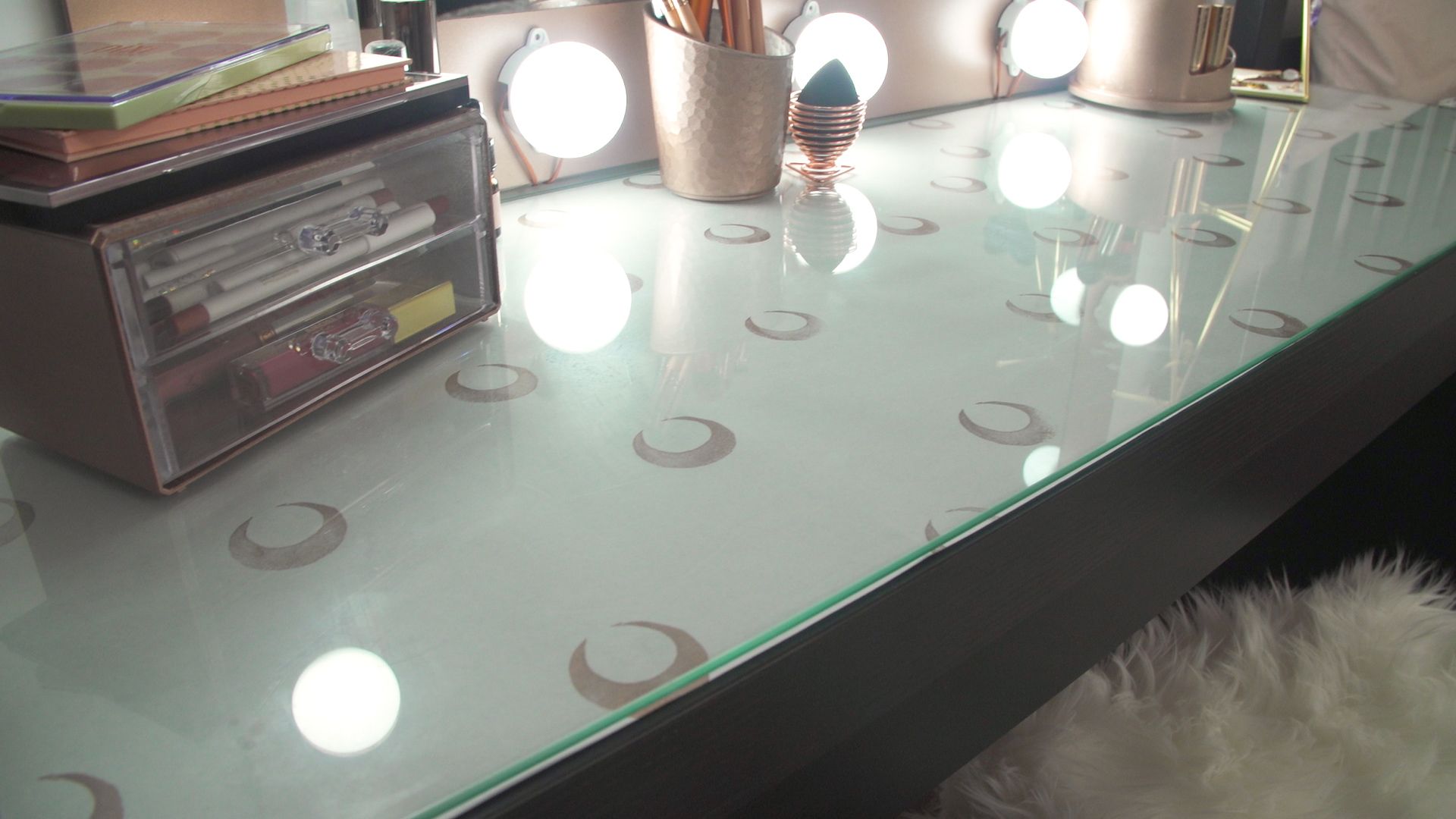 DIY Vanity Mirror : 16 Steps (with Pictures) - Instructables