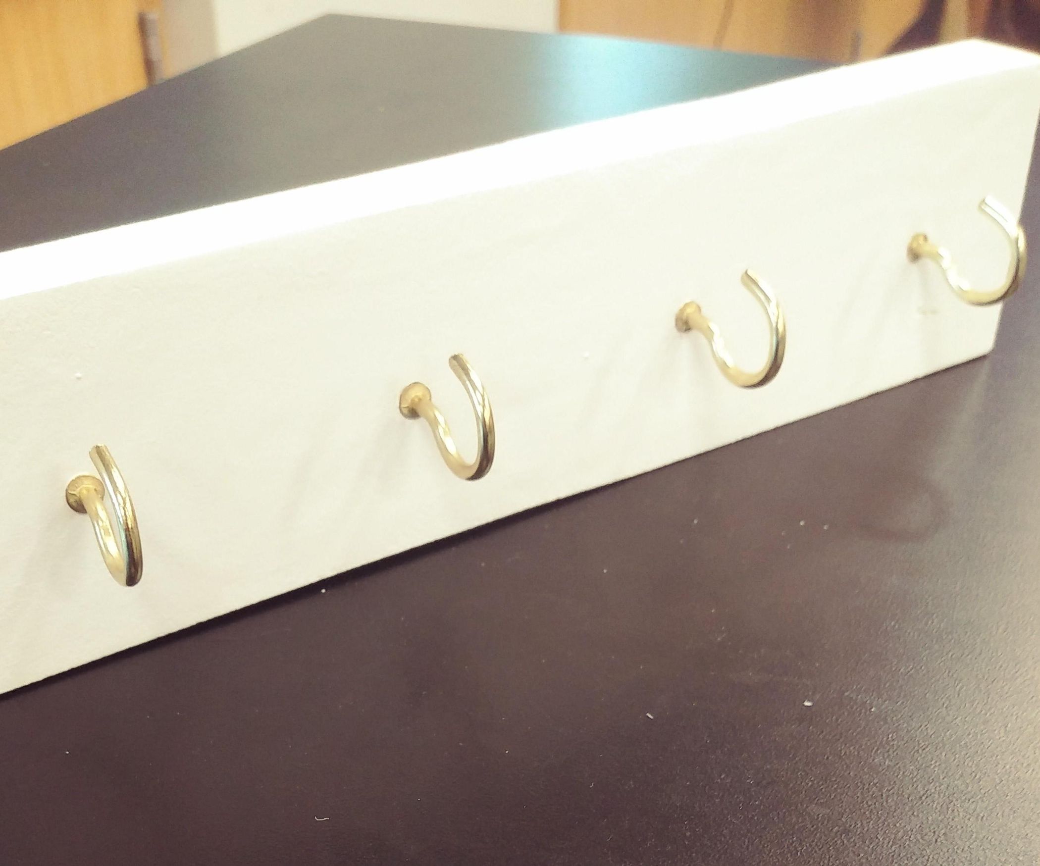 How to Make a Simple Key Holder : 5 Steps - Instructables