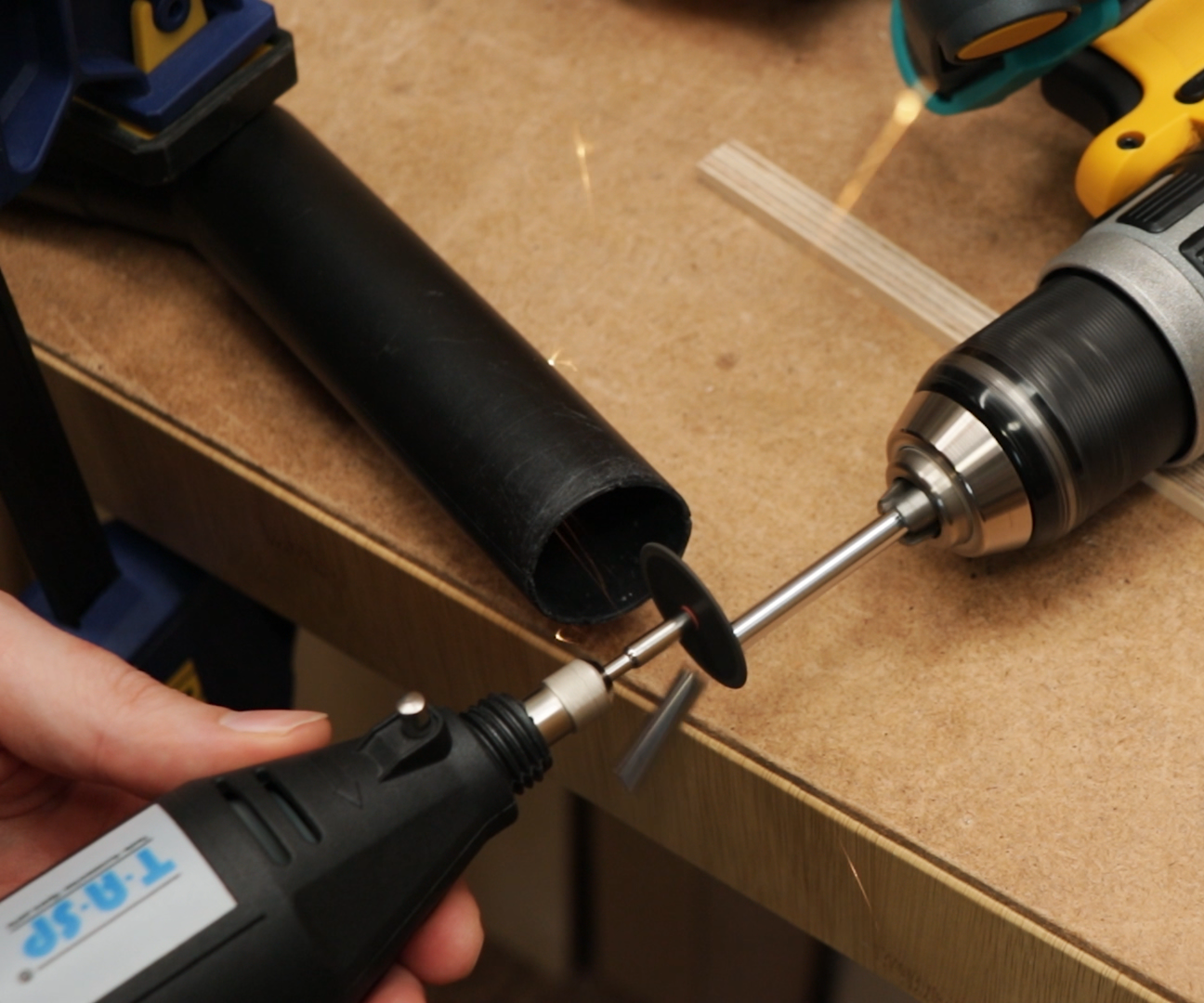 Make PERFECT CUTS With This DIY Dremel Cutting Station : 15 Steps (with ...