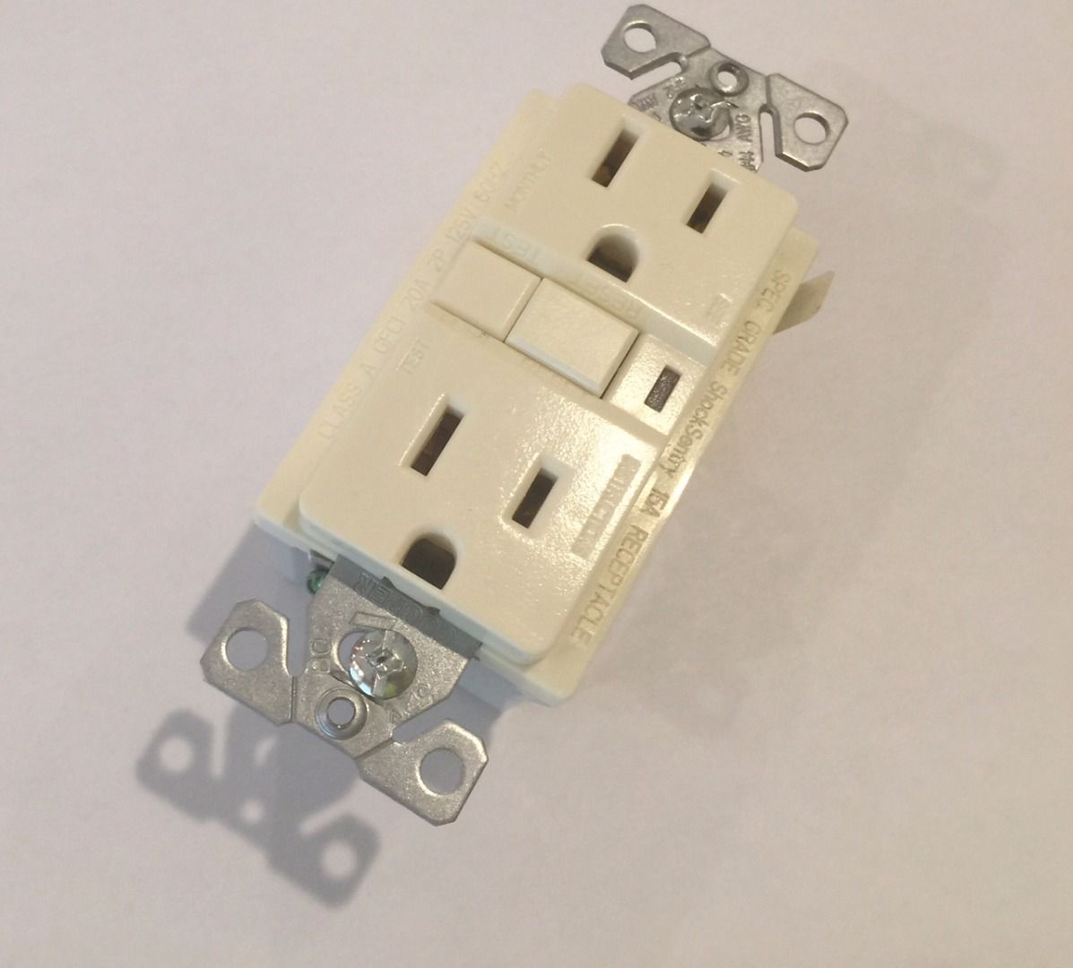 Hidden Outlet Camera : 11 Steps (with Pictures) - Instructables