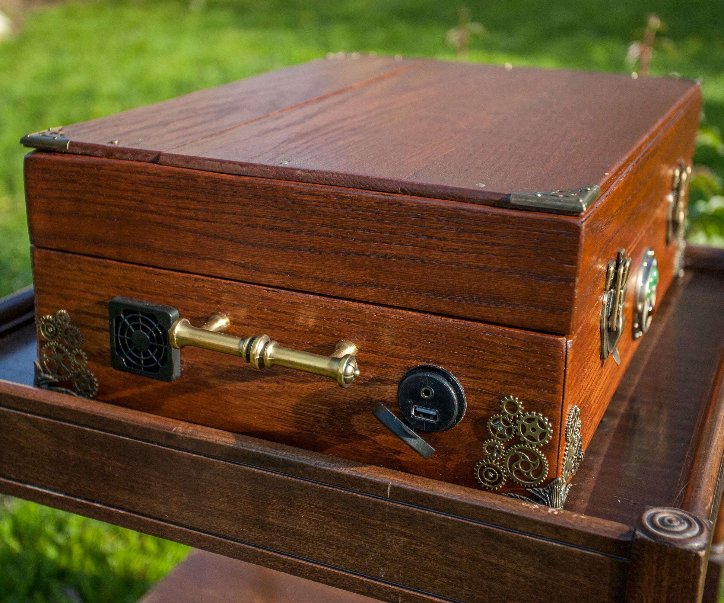 Steampunk Raspberry Pi Laptop : 7 Steps (with Pictures) - Instructables