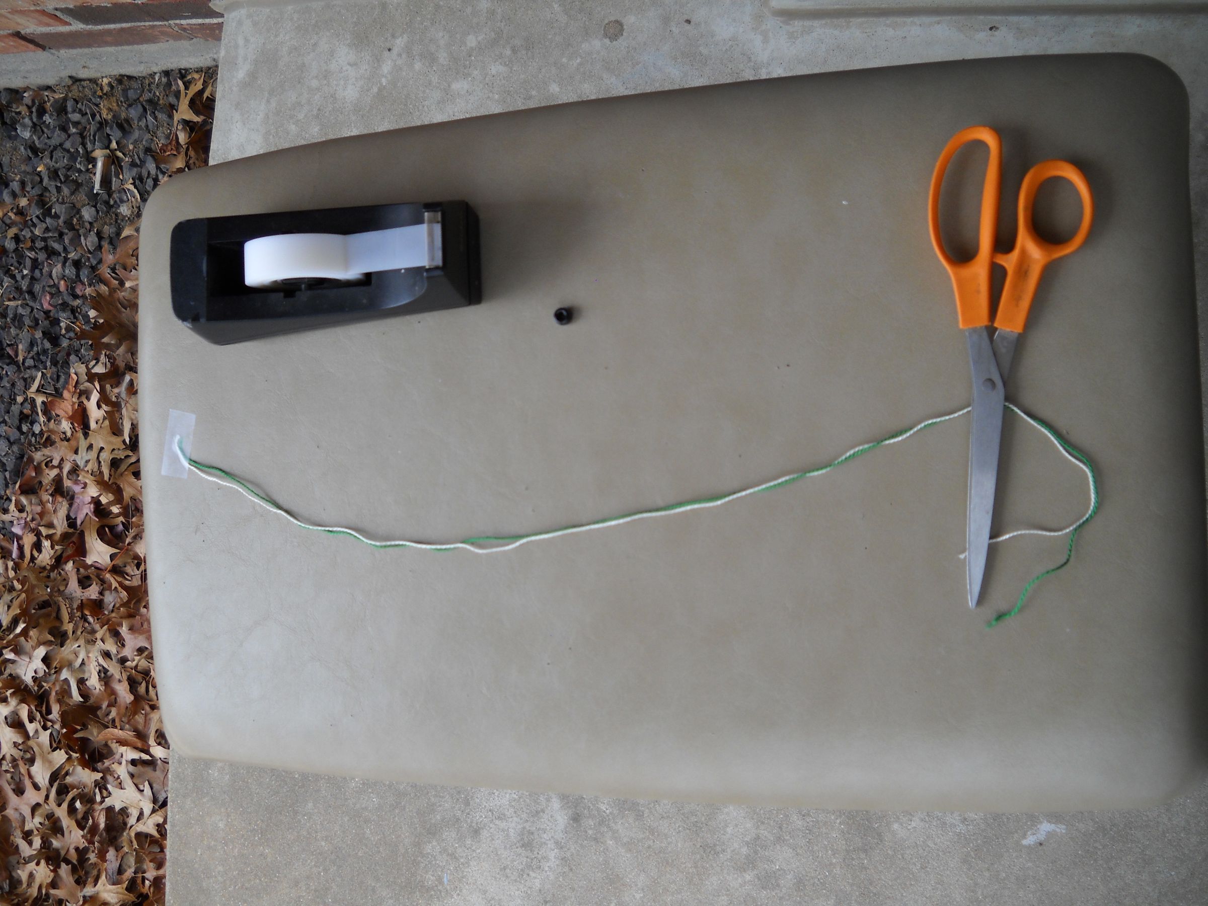 How to Make a Simple String Bookmark : 5 Steps - Instructables