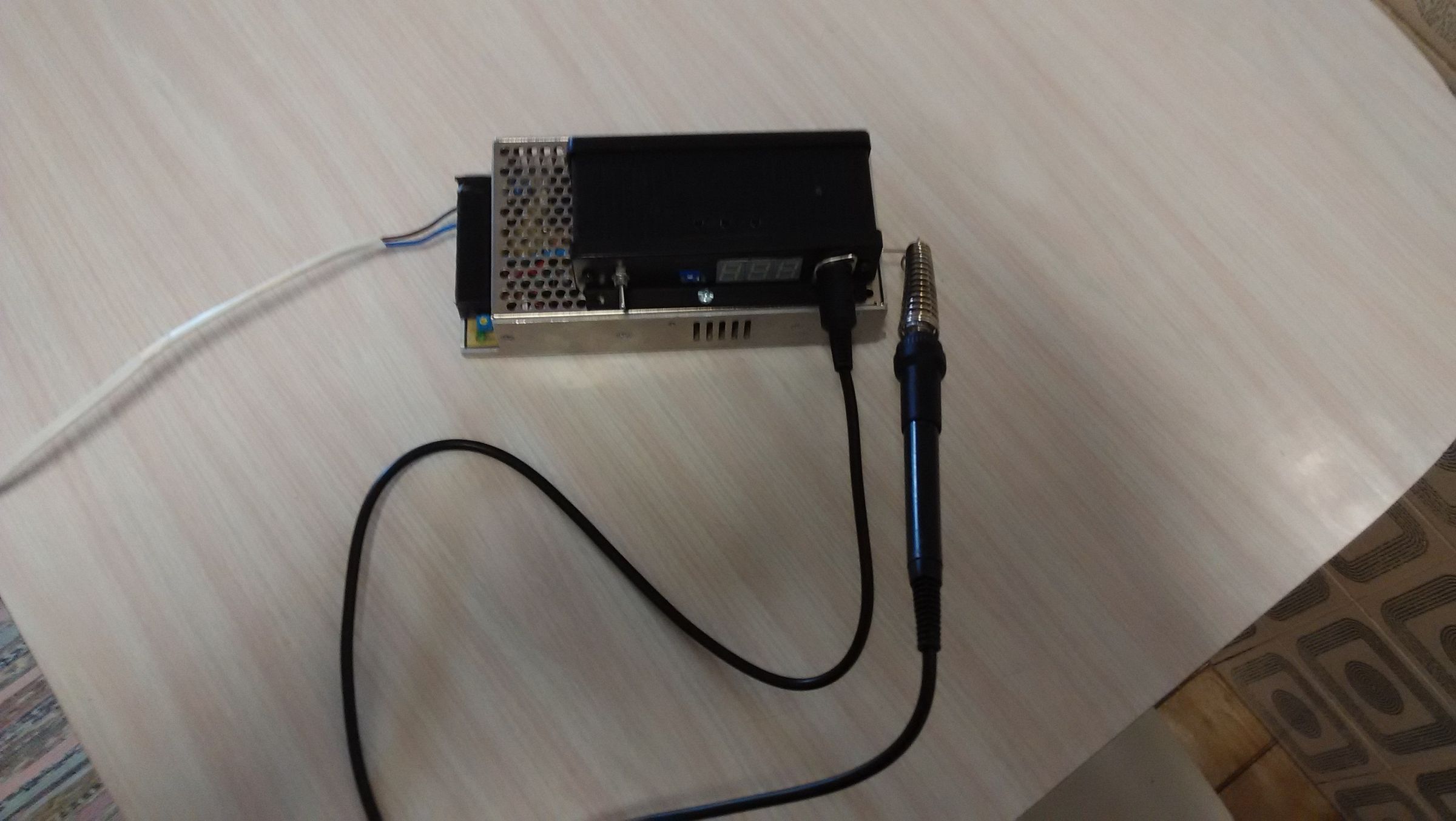 DIY Soldering Station for HAKKO 907 : 6 Steps - Instructables