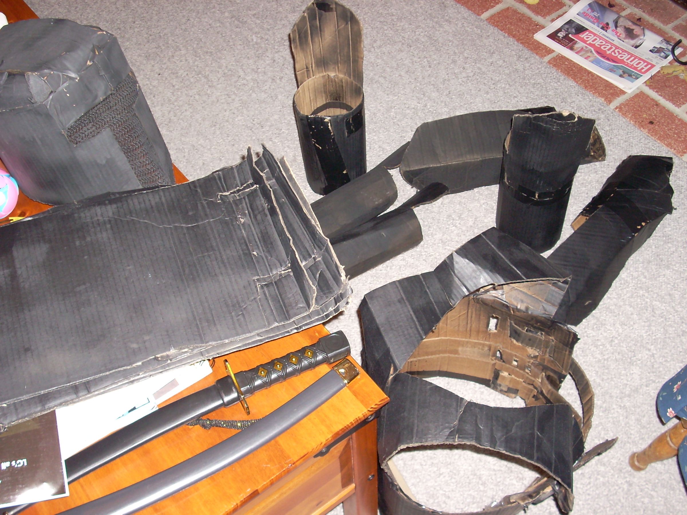 Carboard Armor : 8 Steps (with Pictures) - Instructables