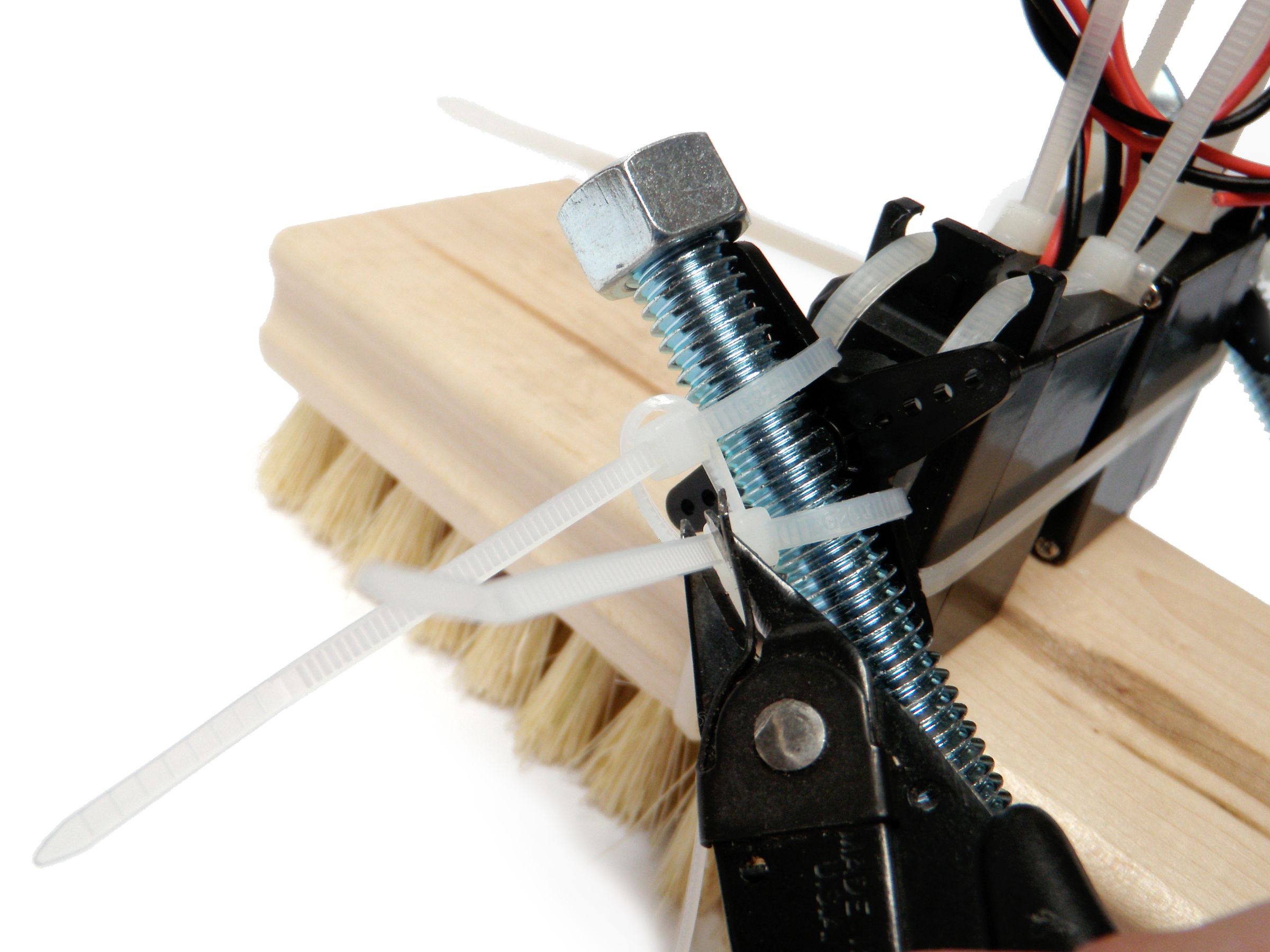 Simple Bots: Hopscotch : 9 Steps (with Pictures) - Instructables