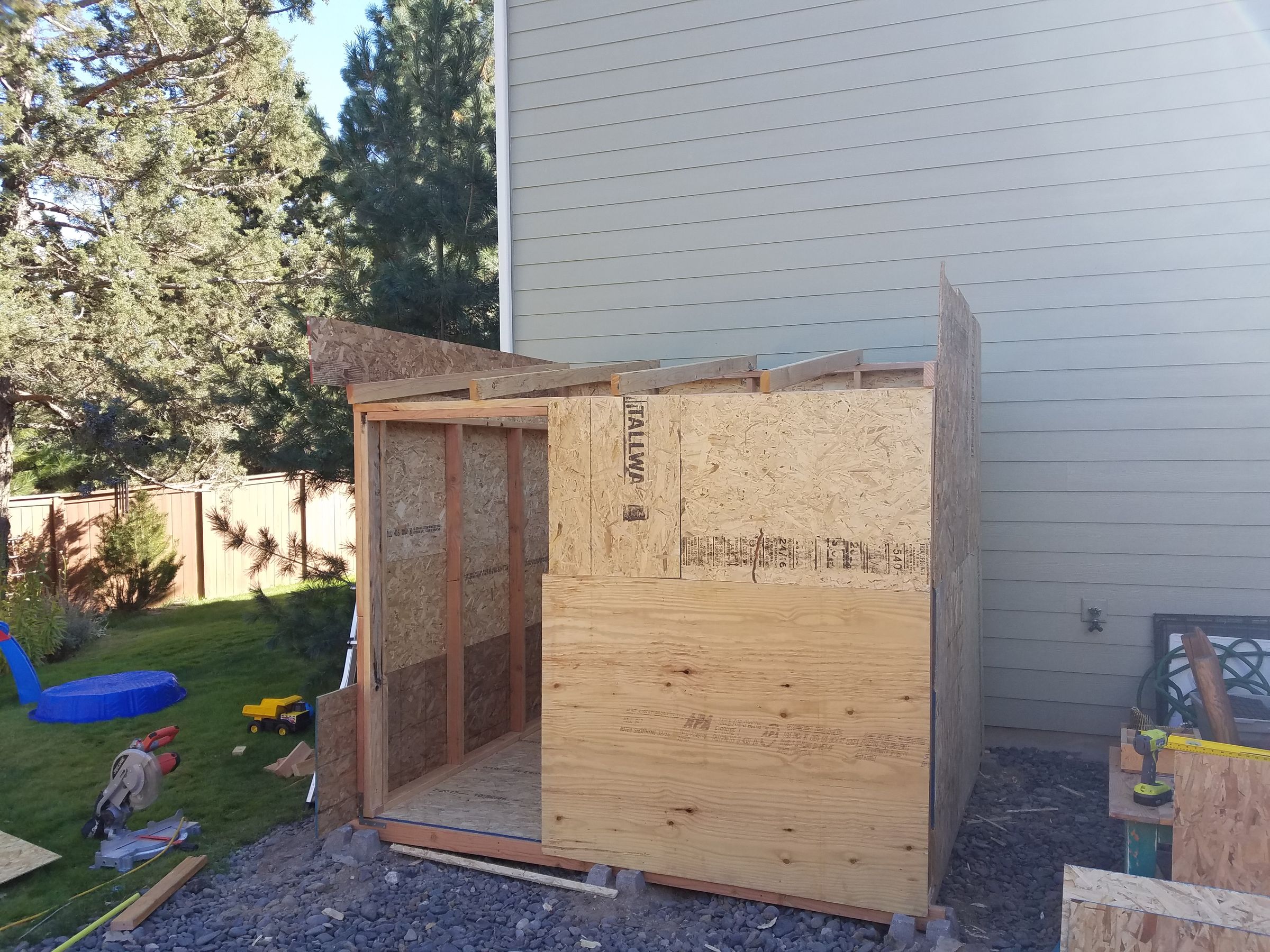 Reclaimed Nearly Free Tool Shed : 9 Steps (with Pictures) - Instructables