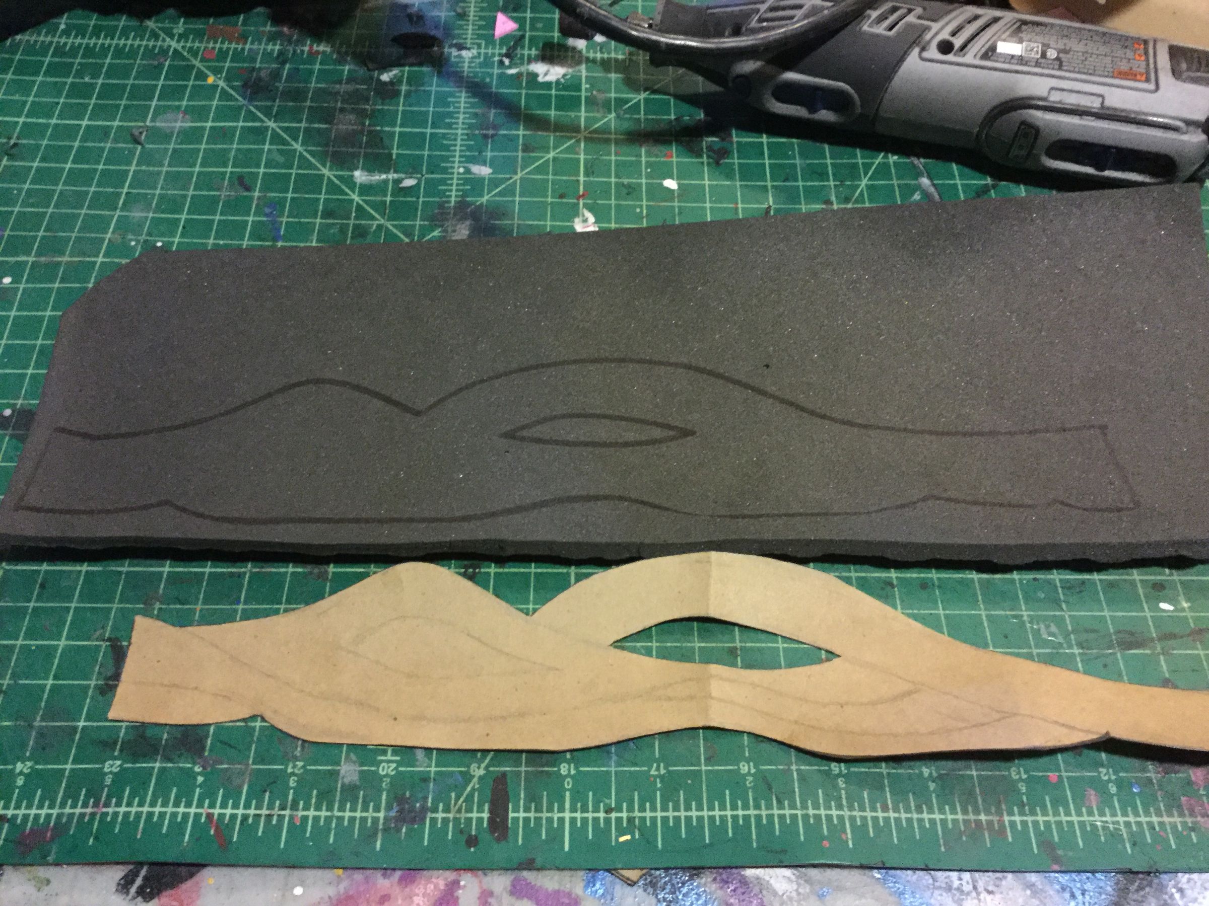 How to Make a Thor: Valkyrie Costume : 9 Steps (with Pictures ...