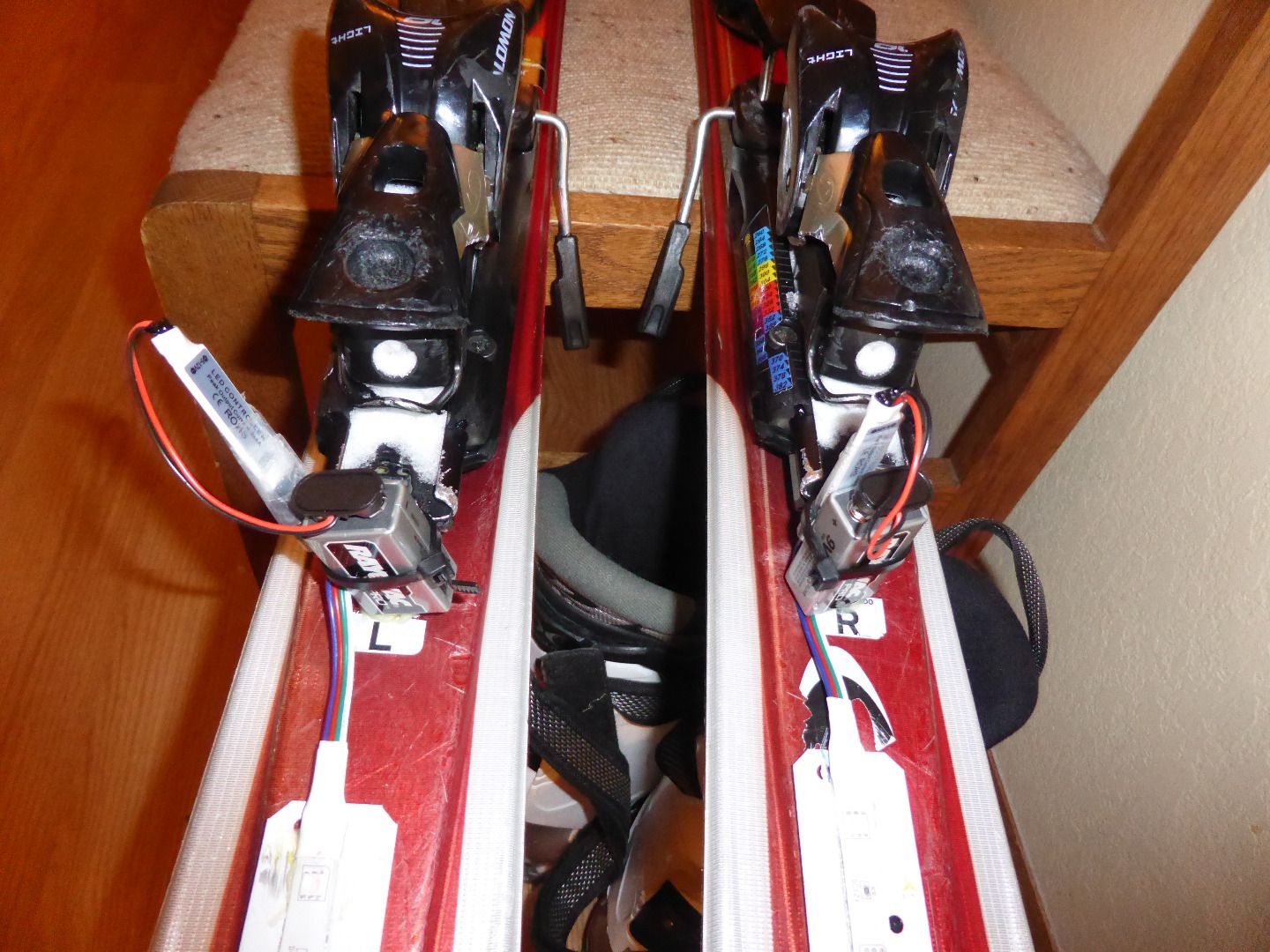 Light Up Skis : 7 Steps (with Pictures) - Instructables