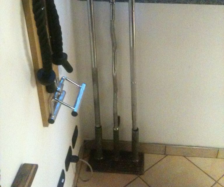 DIY Gym Bars Holder : 6 Steps - Instructables