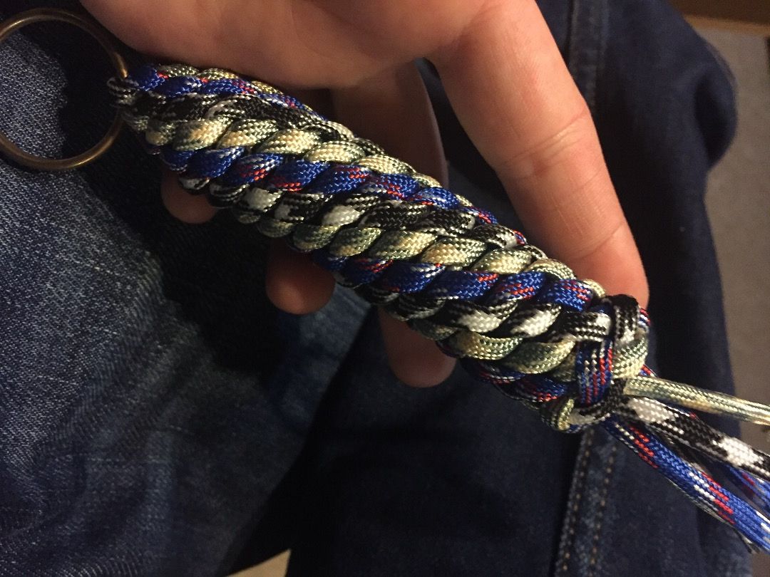 Paracord Fob With Hidden Compartment : 12 Steps (with Pictures ...