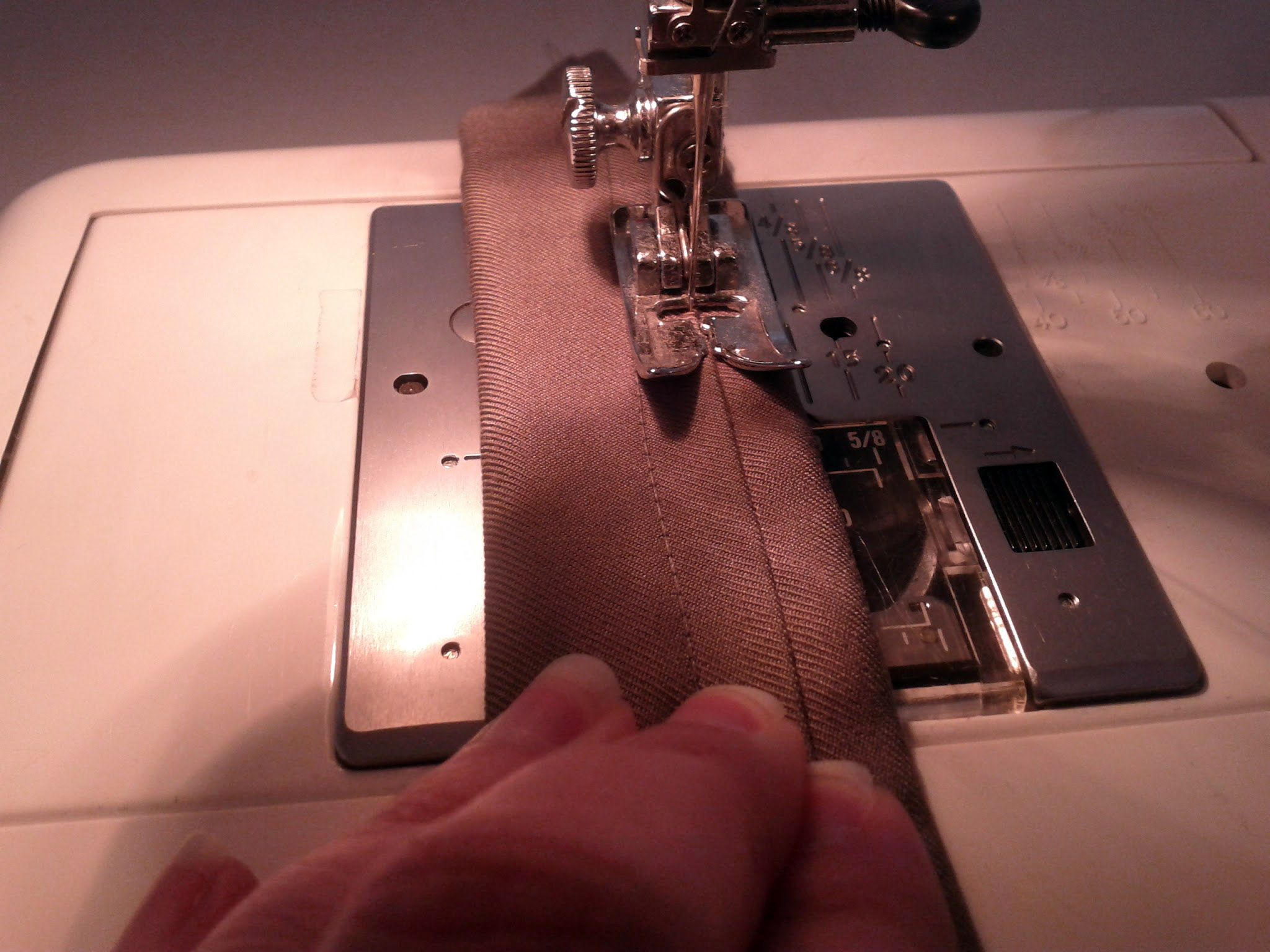 How to Cover a Bag Strap Using (Almost) No Pins : 10 Steps (with ...