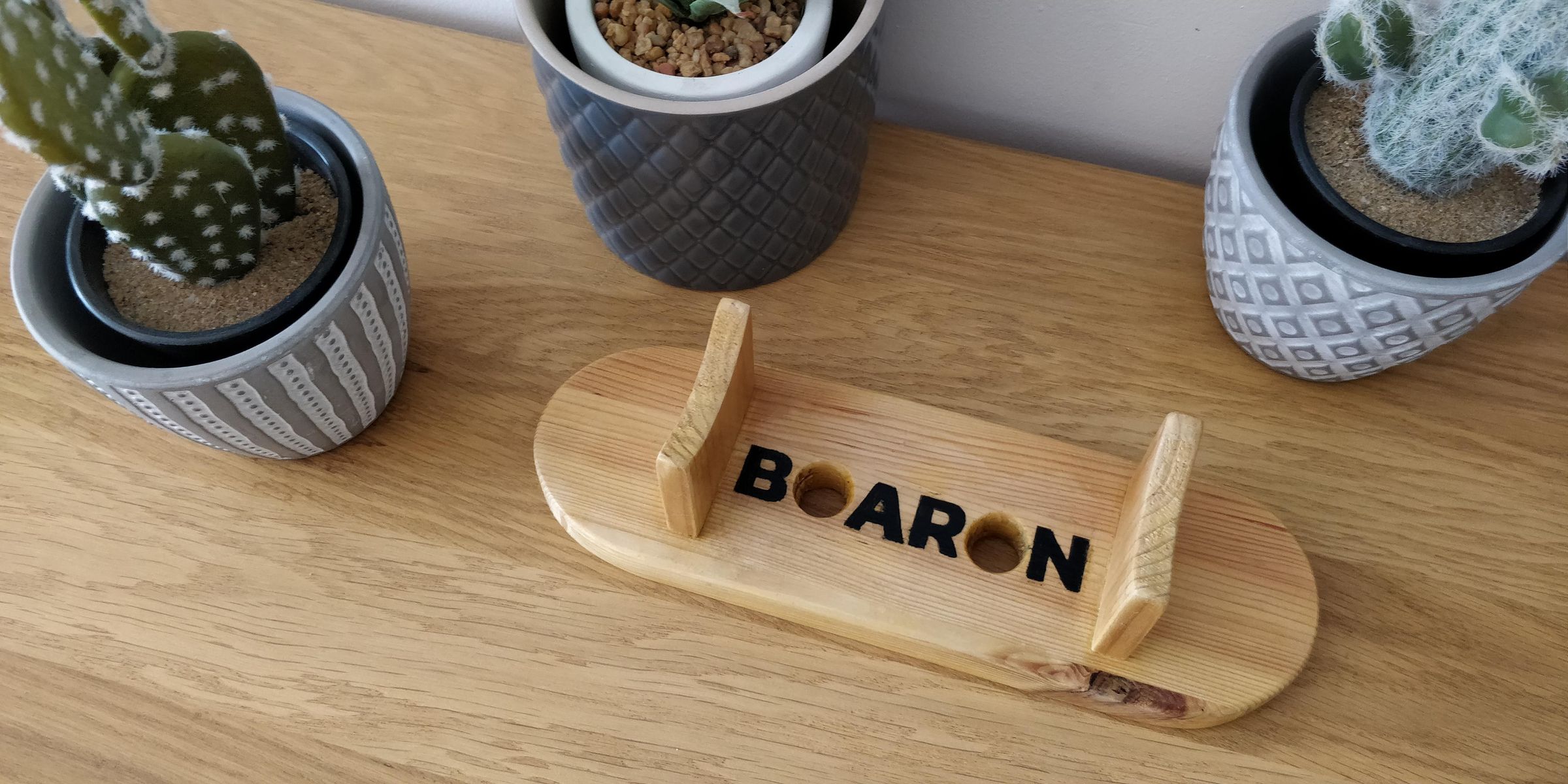 Simple Small Desktop Wooden Stand / Holder for Different Purposes : 25 ...