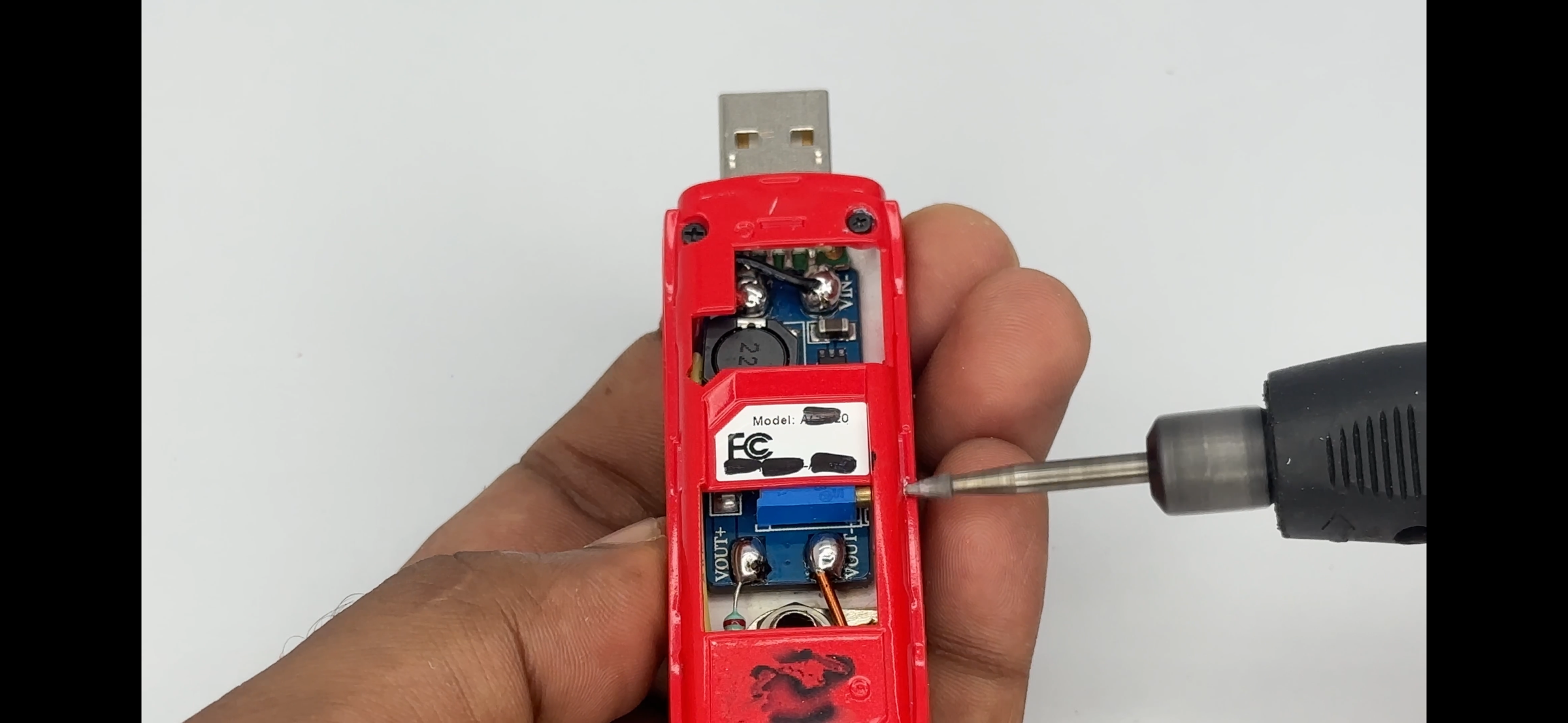 DIY LED Voltage Tester – Test Any DC Voltage With LEDs! : 11 Steps ...