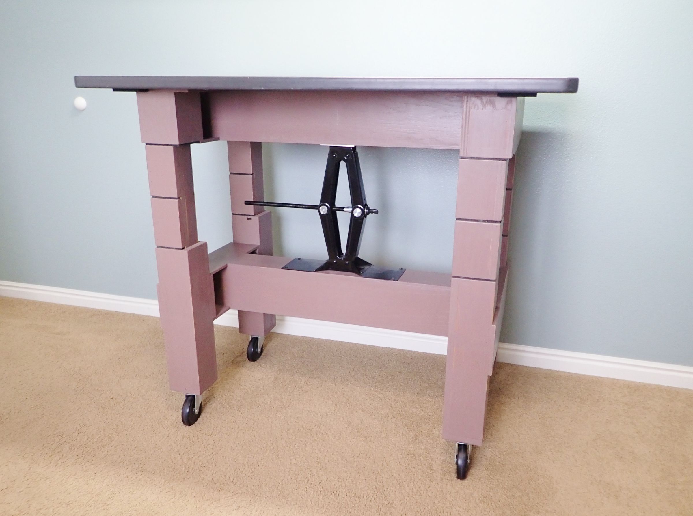 Make an Adjustable-Height Table With a Car Jack : 16 Steps (with ...