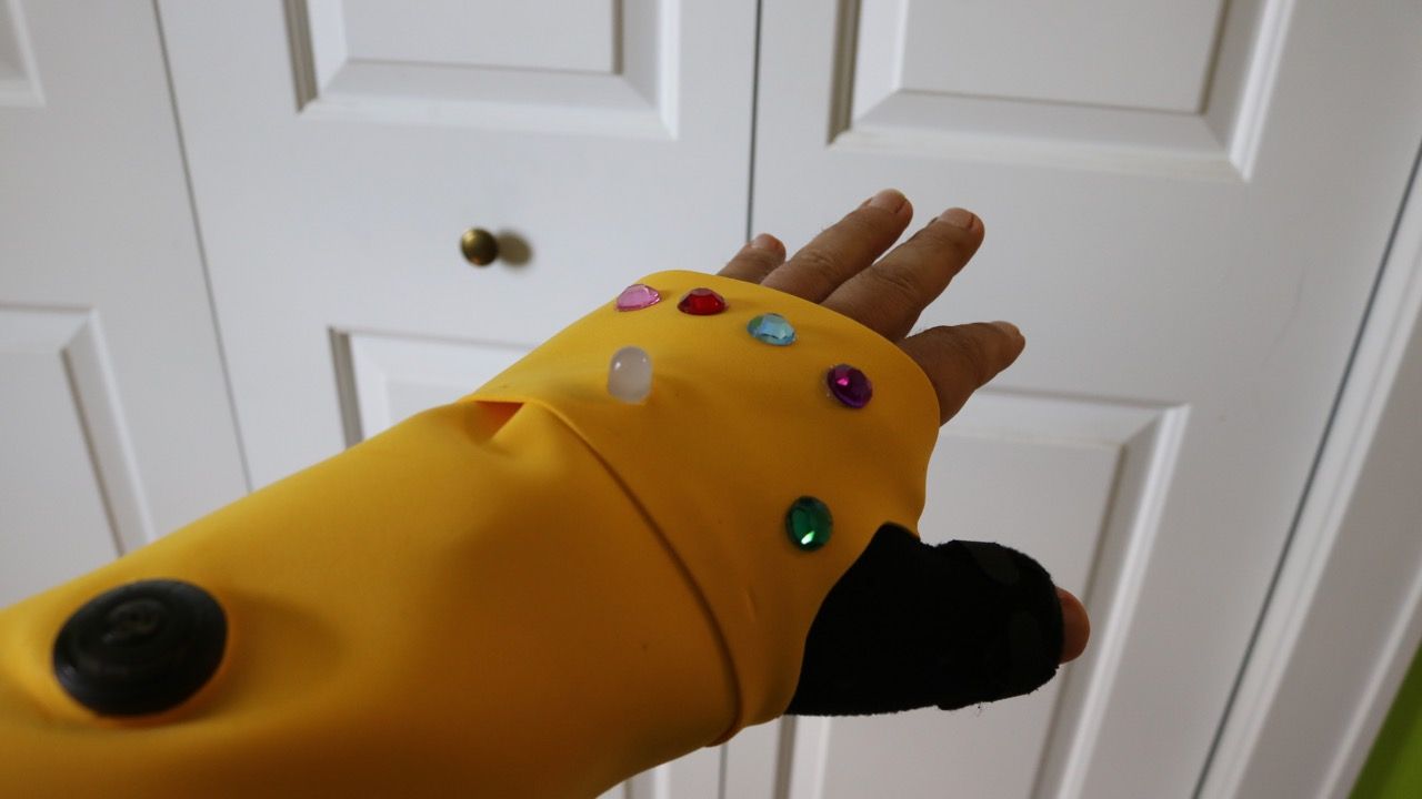 Infinity Gauntlet Cast Cover (Light-up) : 5 Steps (with Pictures ...