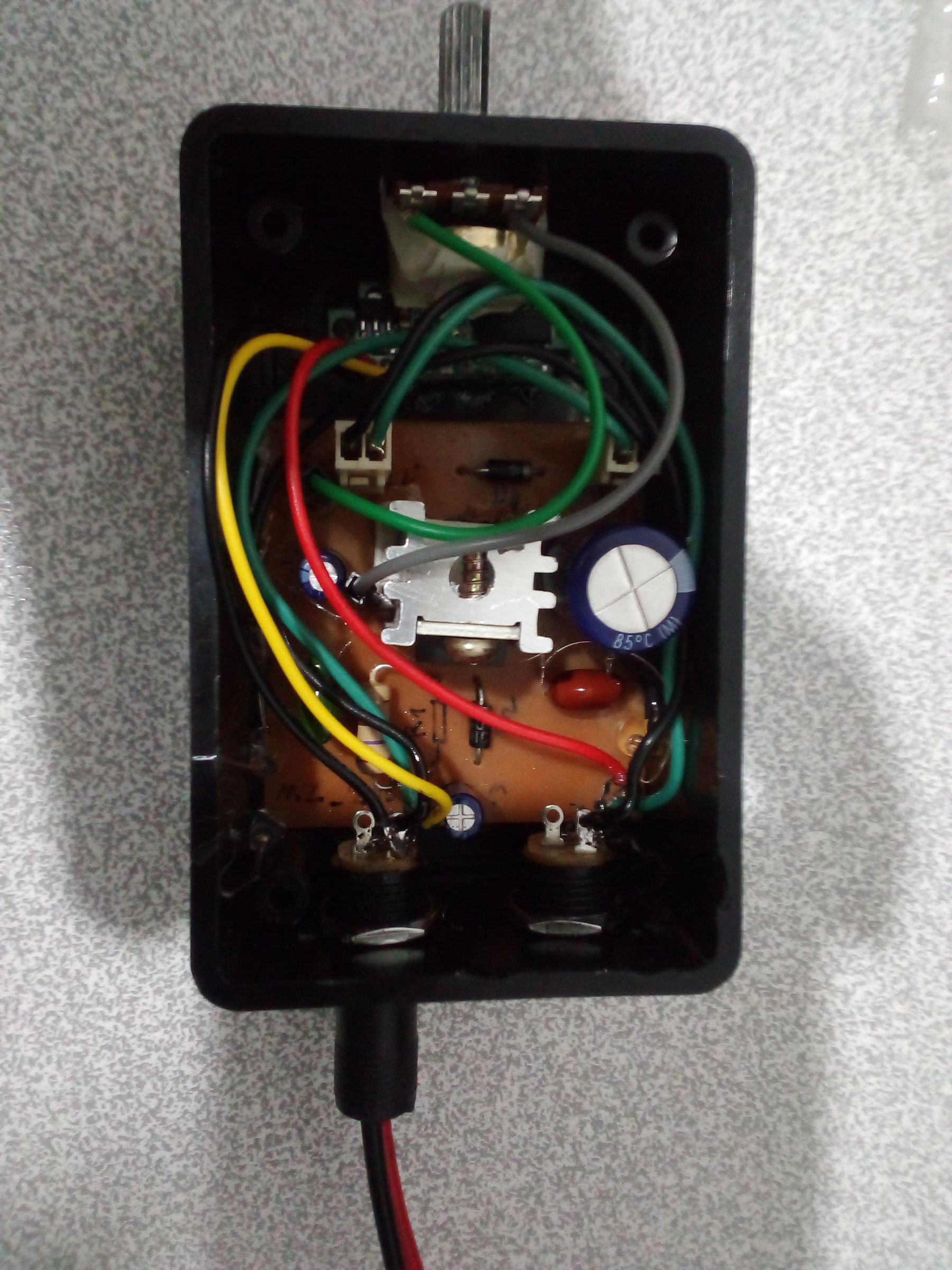 DIY Mini Adjustable Power Supply : 6 Steps - Instructables