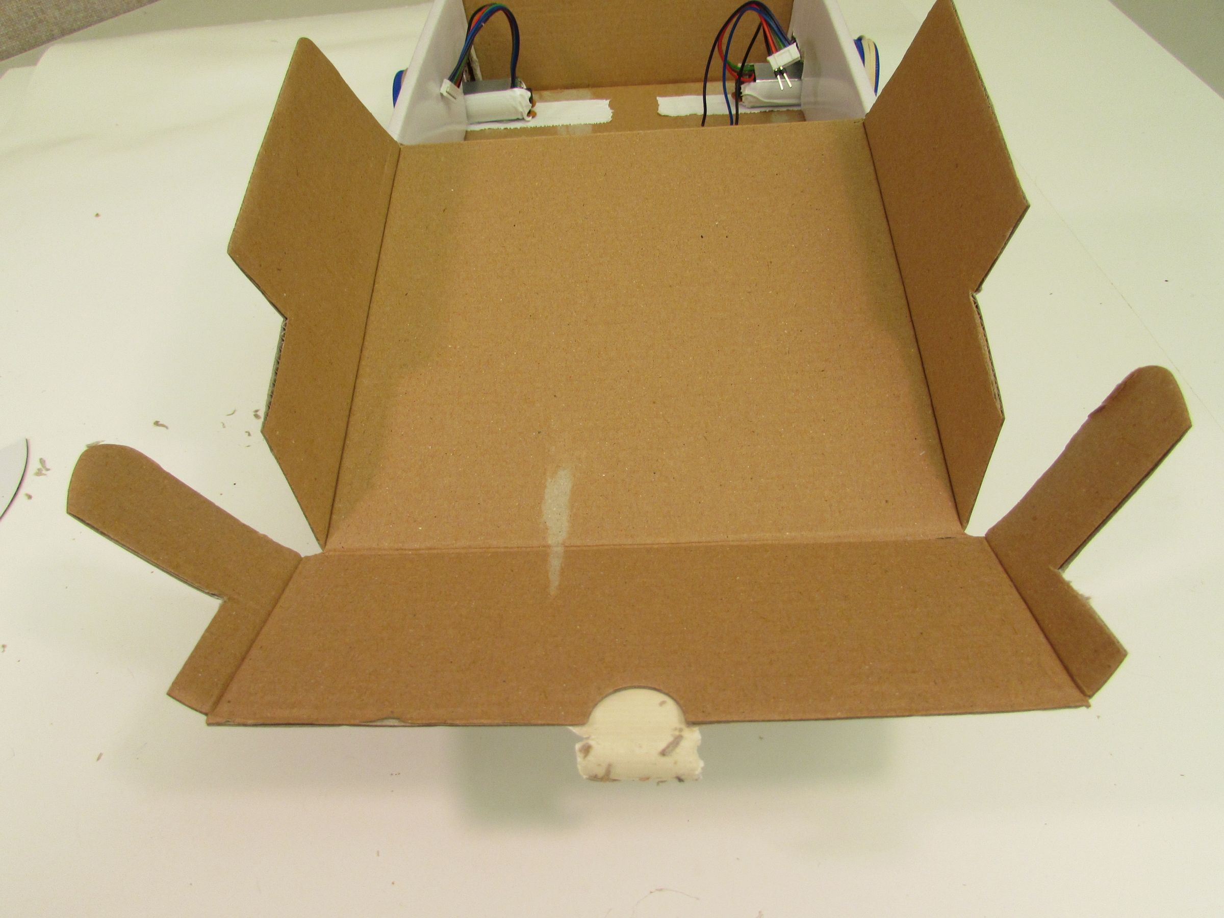 Cardboard Chassis for Cheap Robots 1: Boxbot : 10 Steps (with Pictures ...