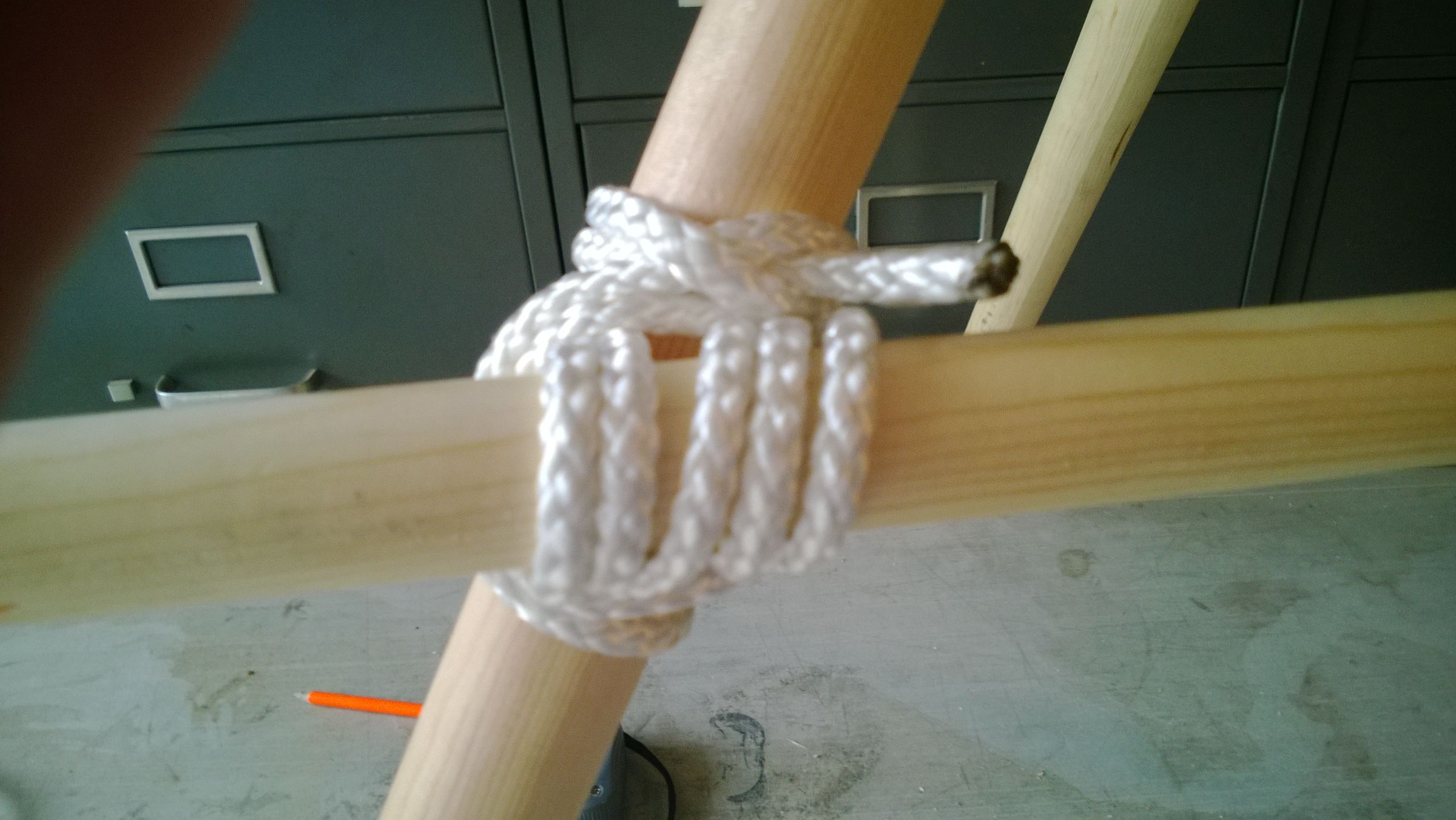 How to Build a Wilderness Survival Tripod : 5 Steps - Instructables