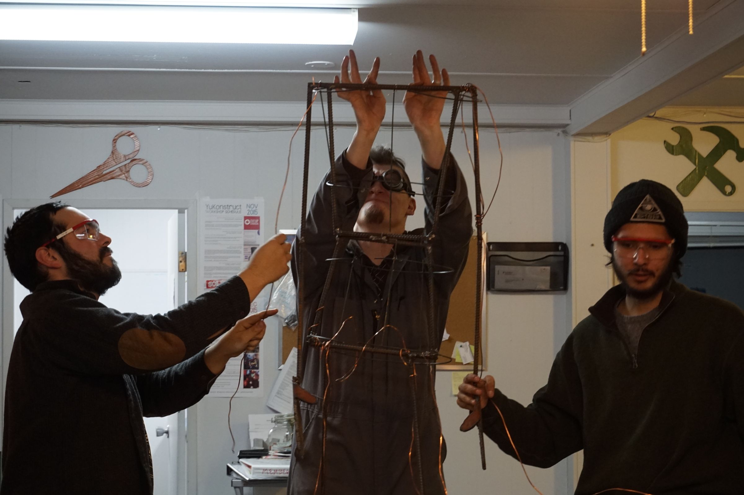 7-foot-tall Woman Wire Sculpture : 5 Steps (with Pictures) - Instructables