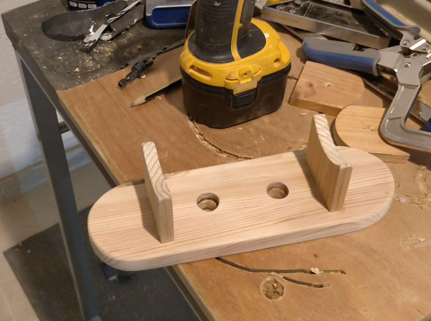 Simple Small Desktop Wooden Stand / Holder for Different Purposes : 25 ...