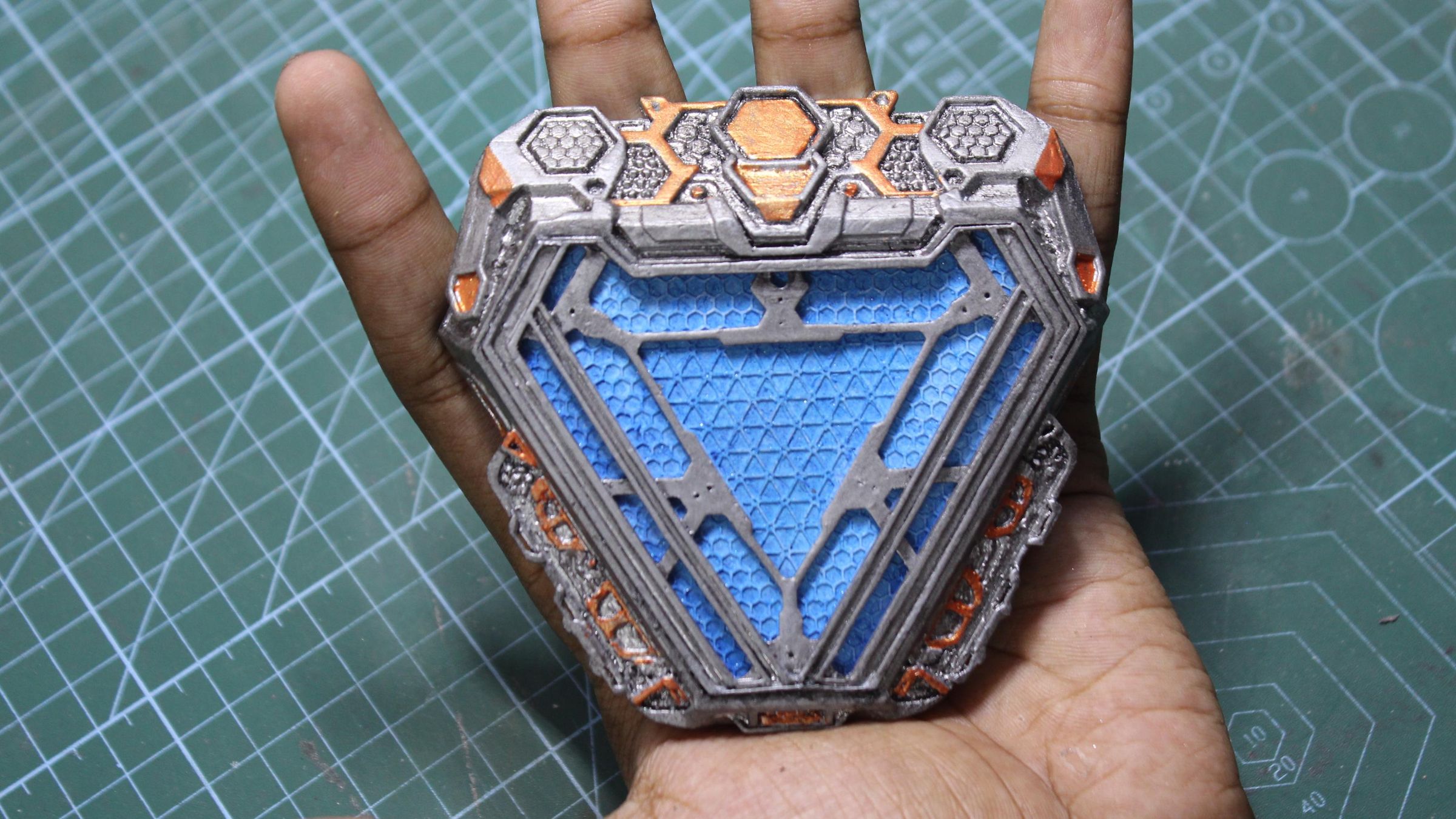 DIY MK85 Arc Reactor Replica ( From ENDGAME Movie) : 20 Steps (with Pictures) - Instructables