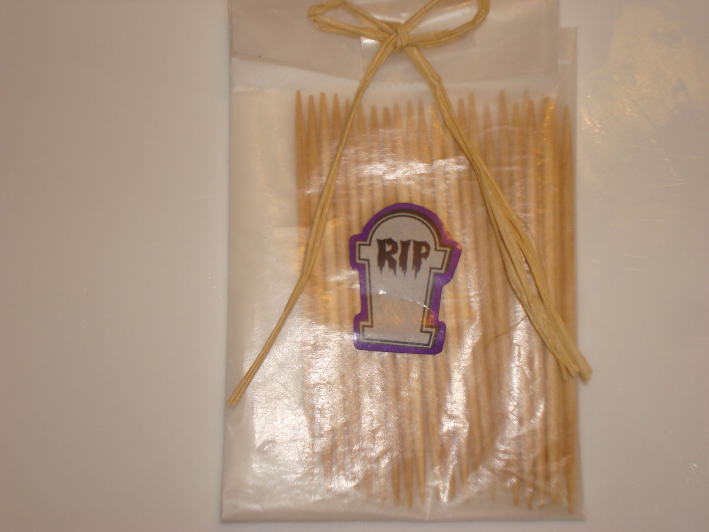 DIY Gag Party Favors : 8 Steps - Instructables