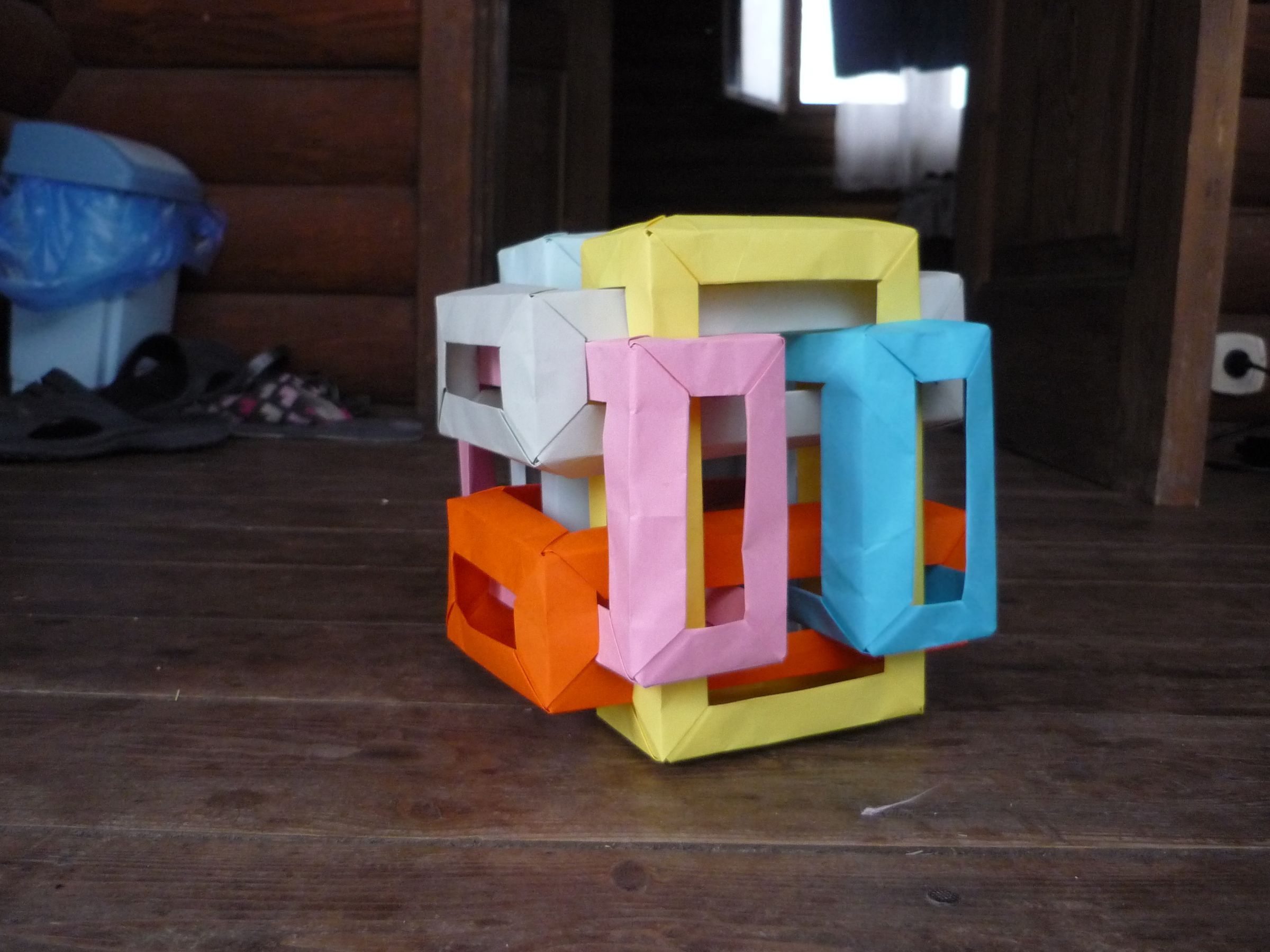 Modular Origami Sculpture: 6 Rectangular Prisms : 11 Steps - Instructables