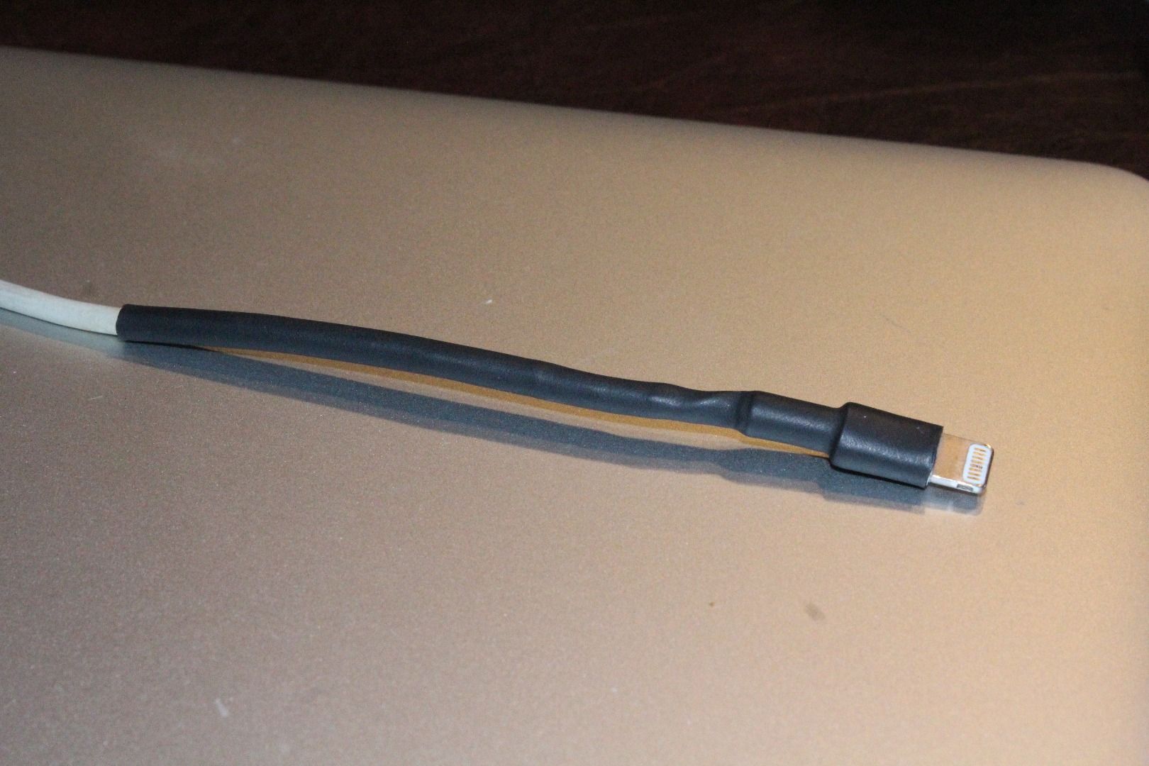 Fix a Frayed IPhone Cable With Adhesive-Lined Heat-Shrink Tubing : 4 ...