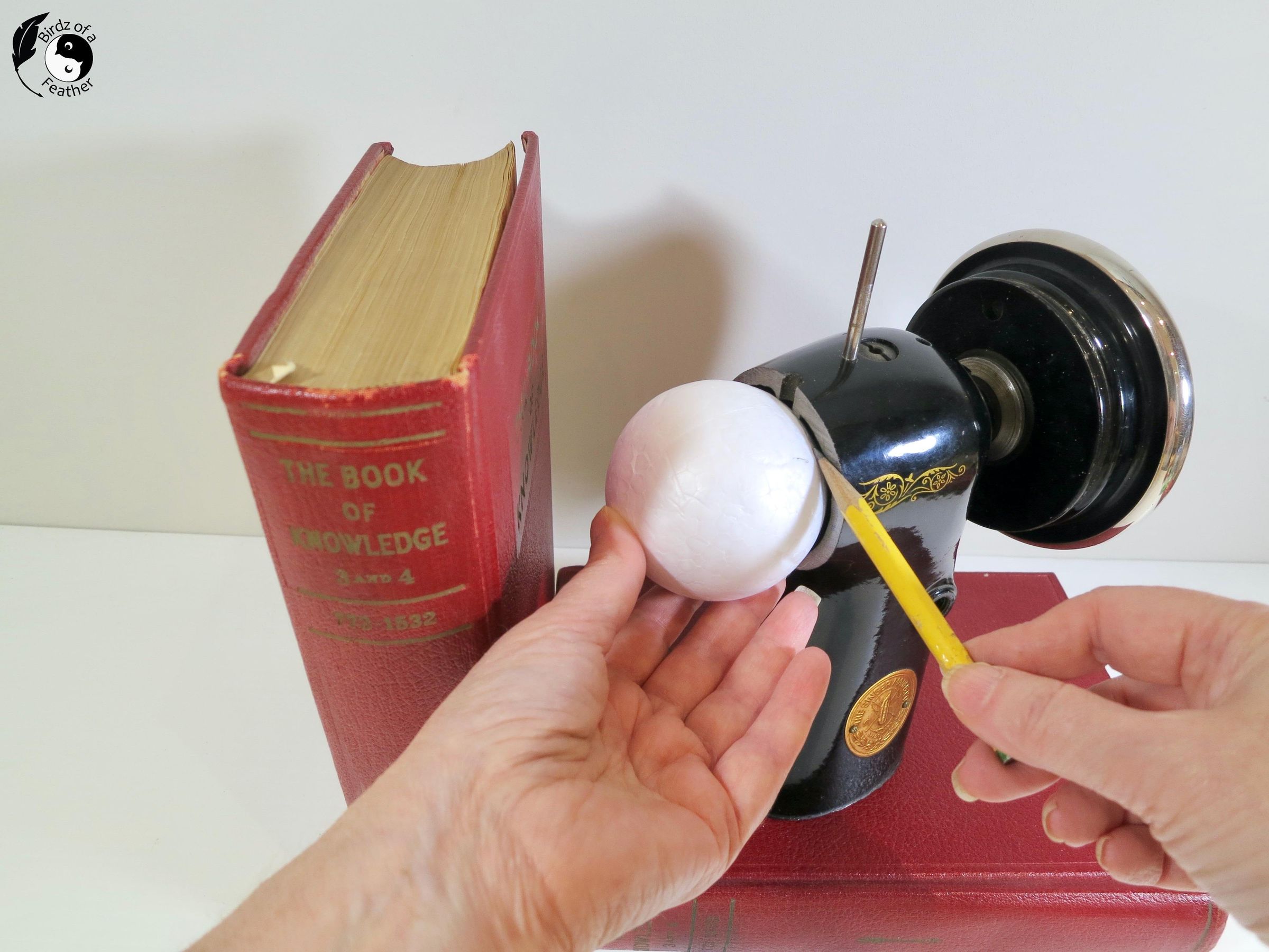 How to Turn an Old Sewing Machine Into Book Ends With a Twist : 18 ...