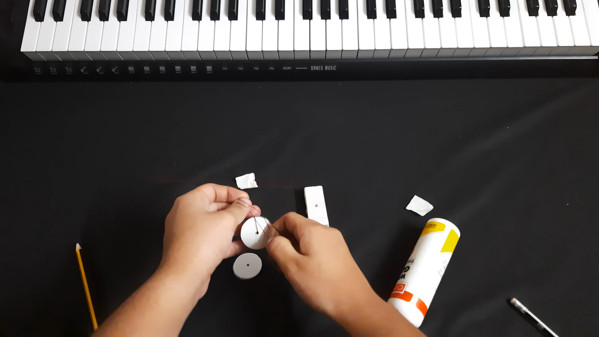 "DIY String Toy Tutorial: How to Make Your Own Fun and Easy String Toys" : 10 Steps (with ...