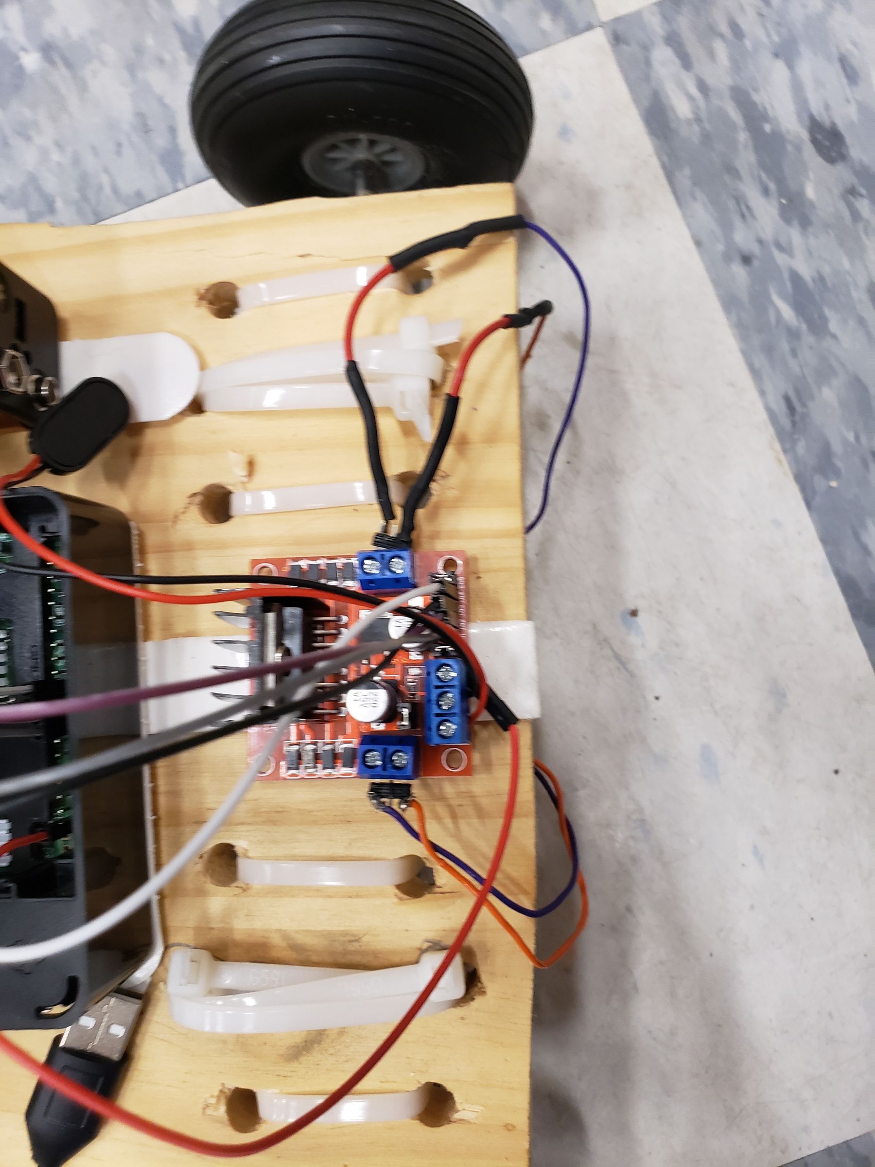 Raspberry Pi Roomba : 6 Steps - Instructables