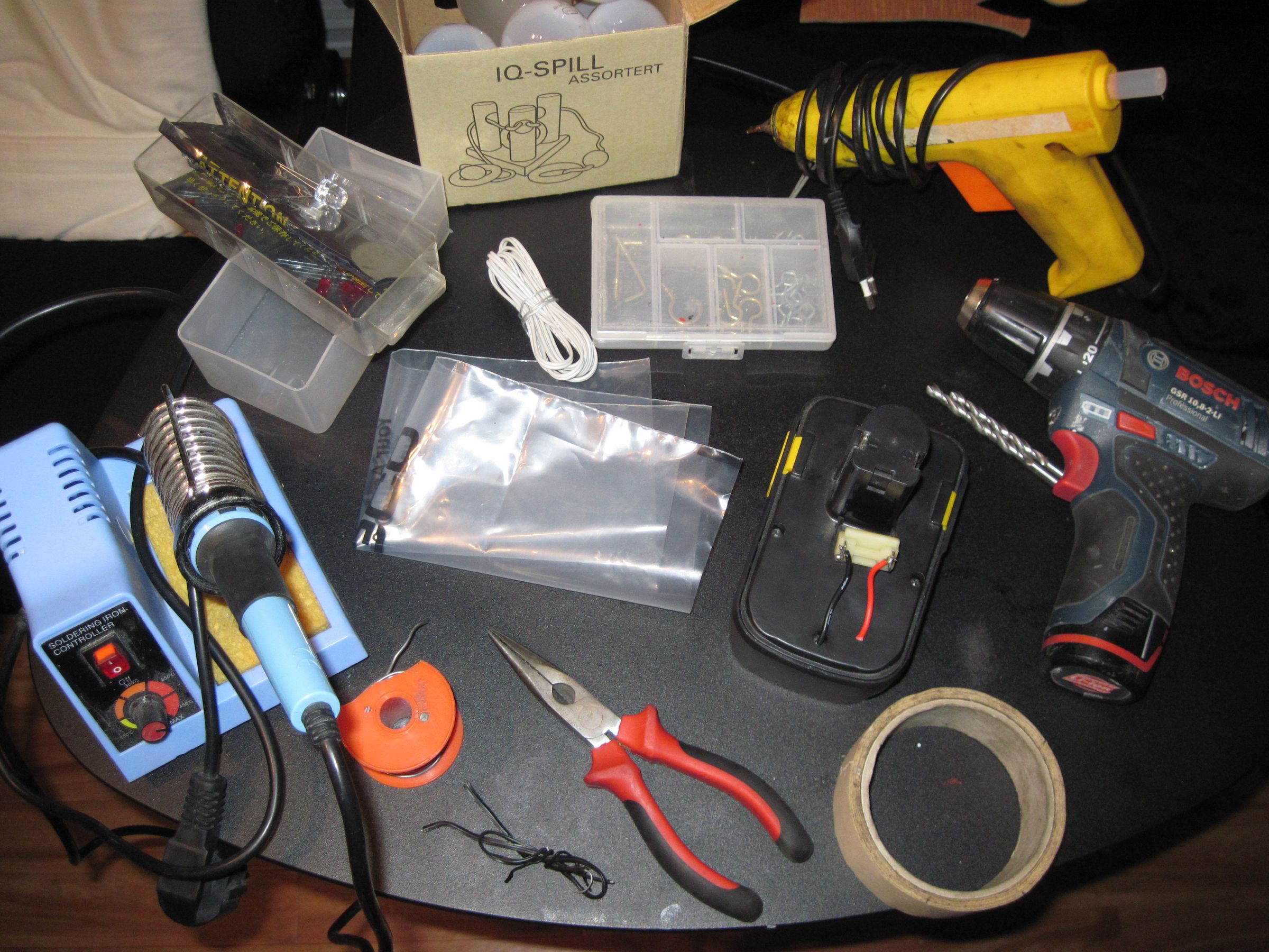 Reuse Old Light Bulb - LED : 5 Steps - Instructables