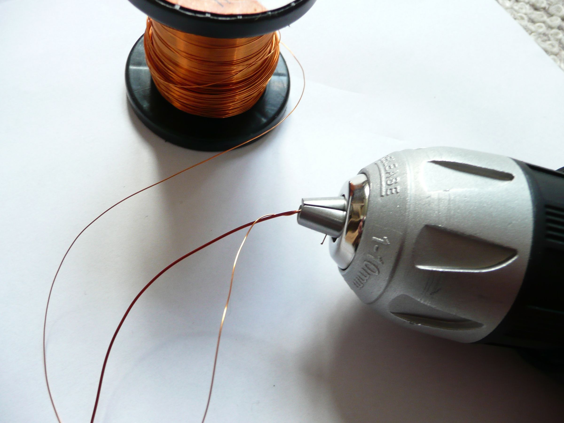 DIY Copper Style LED Painting Illuminator : 9 Steps (with Pictures ...