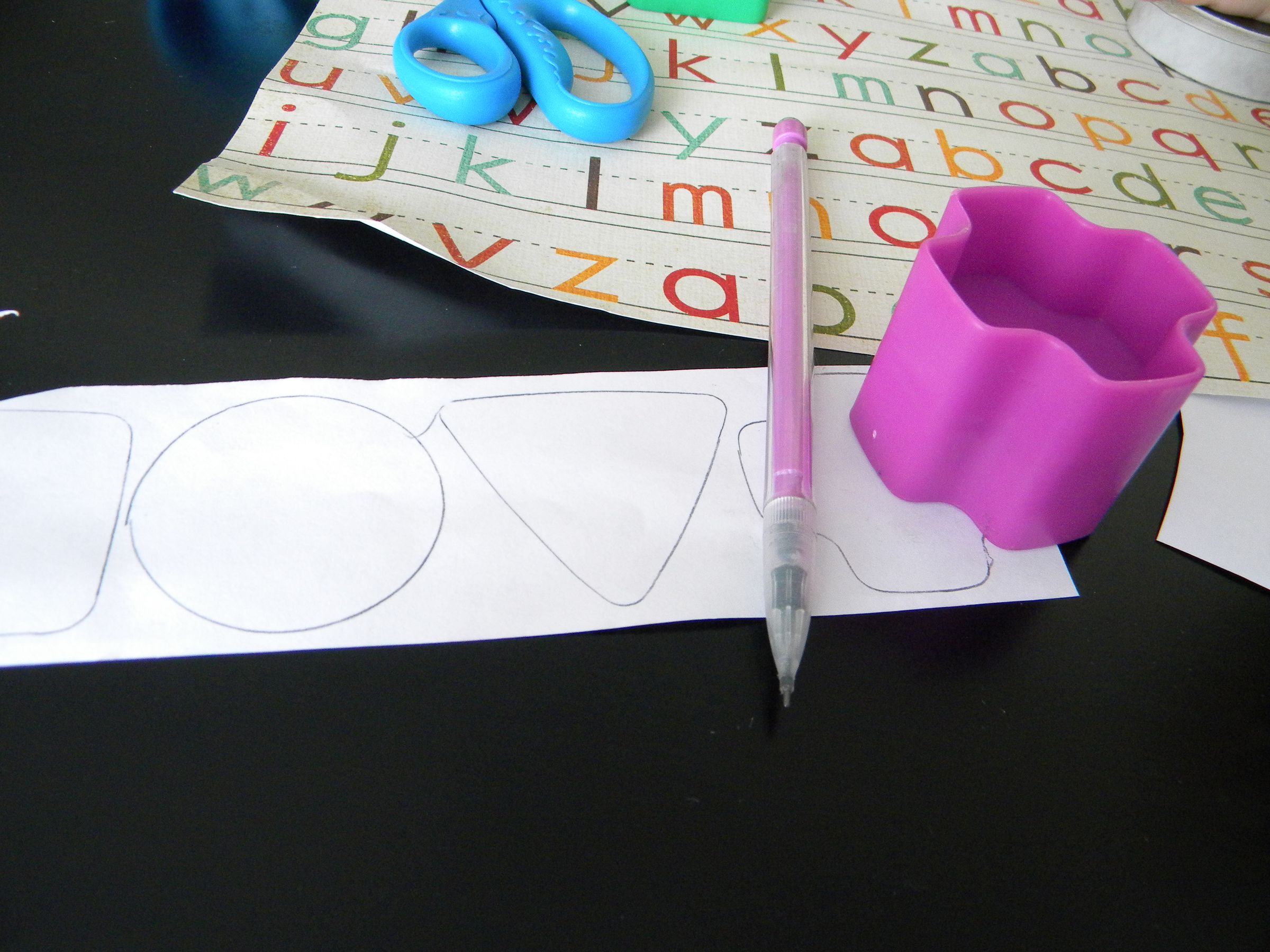 Paper Fridge Magnets : 10 Steps - Instructables