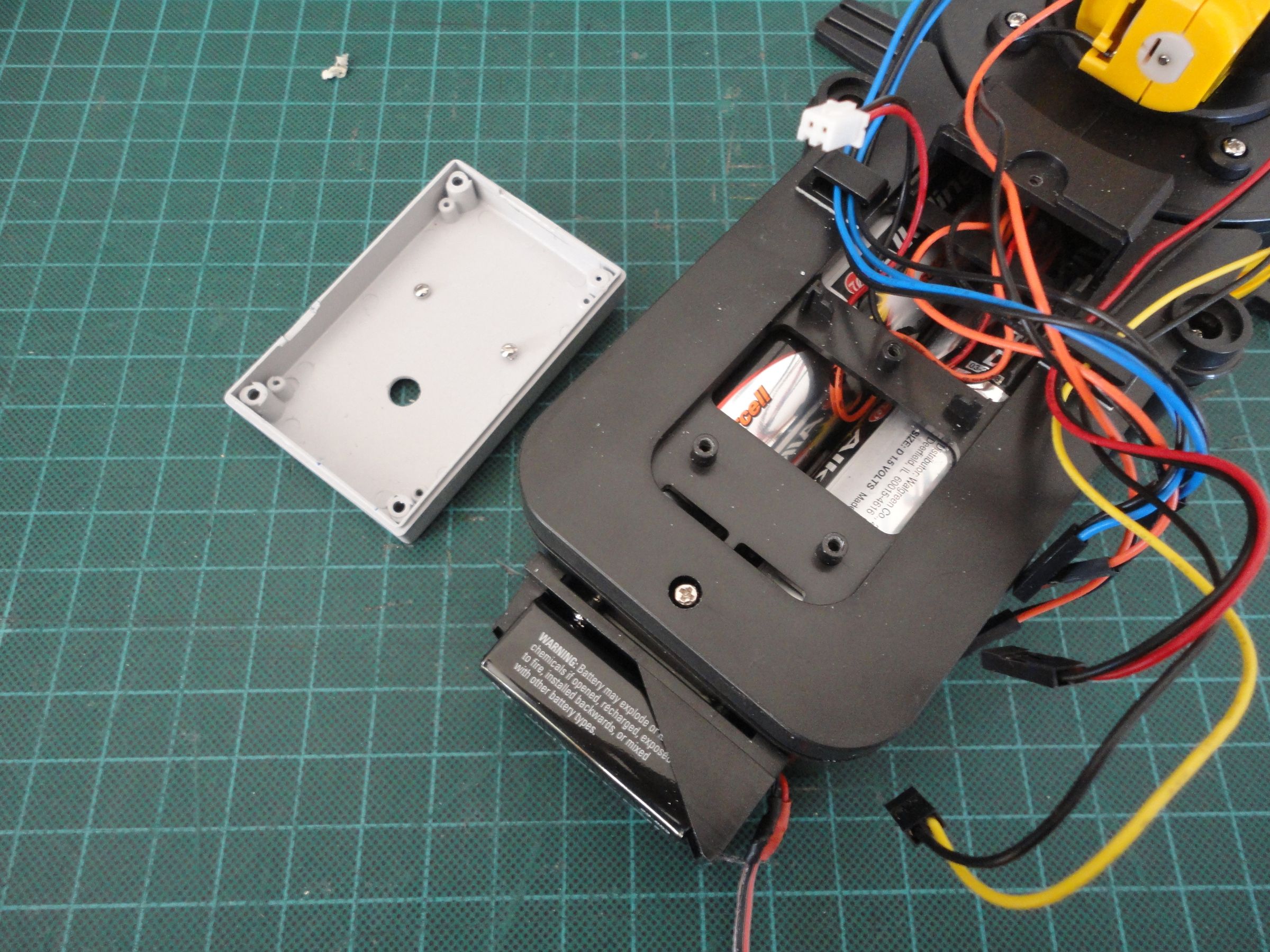 Make Wired Robotic Arm Edge to "Wireless" With DIY Arduino + XBee : 15 ...