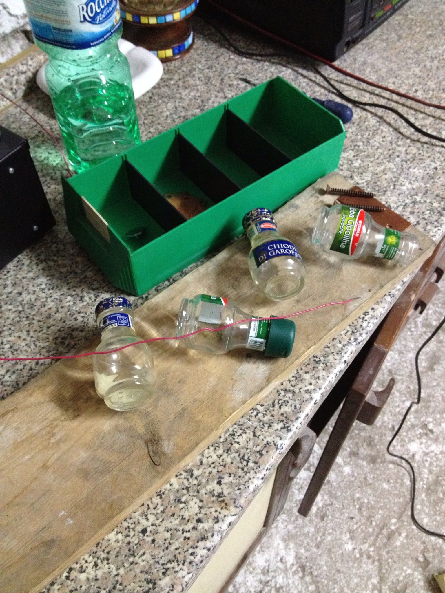 Table to Hold the Herbs : 8 Steps (with Pictures) - Instructables