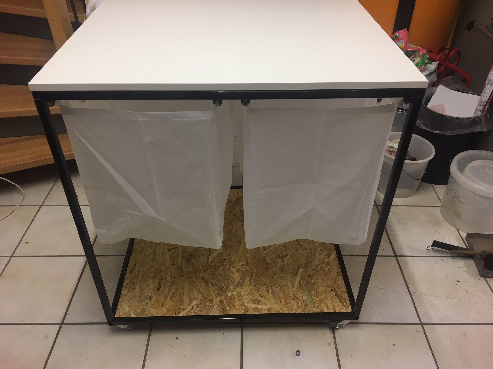 Laundry Sorting Table : 5 Steps (with Pictures) - Instructables