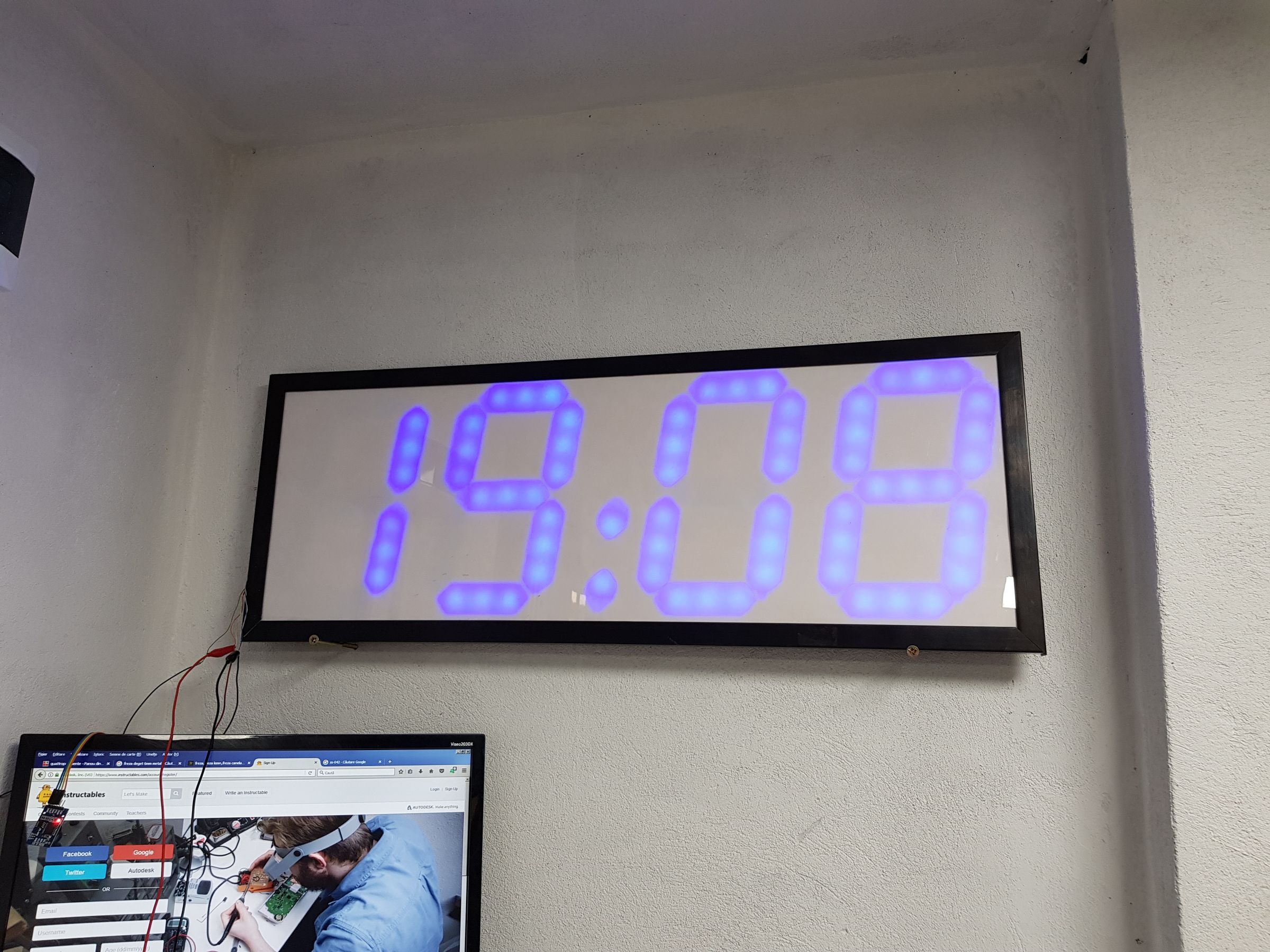 Big, Auto Dim, Room Clock (using Arduino and WS2811) : 10 Steps (with ...
